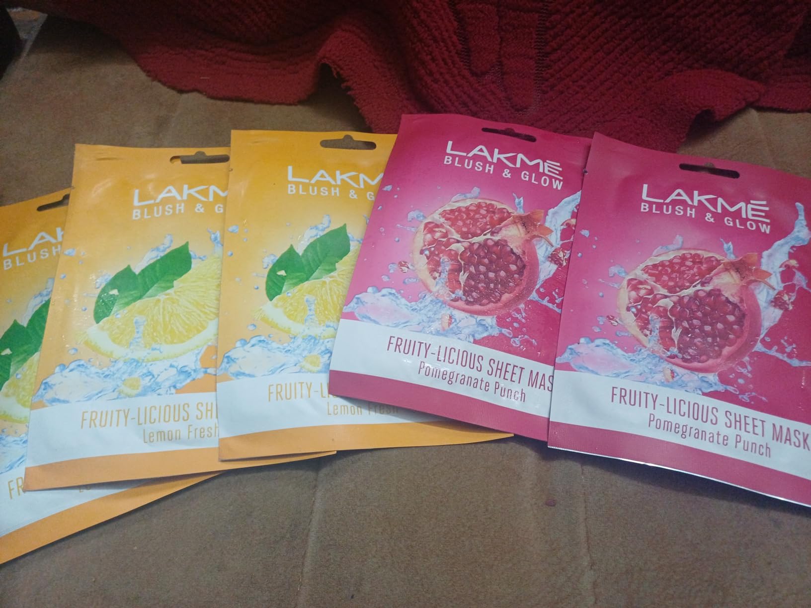 Lakme Blush & Glow Sheet Mask, Pack of 5, Fruit Facial Like Glow ...