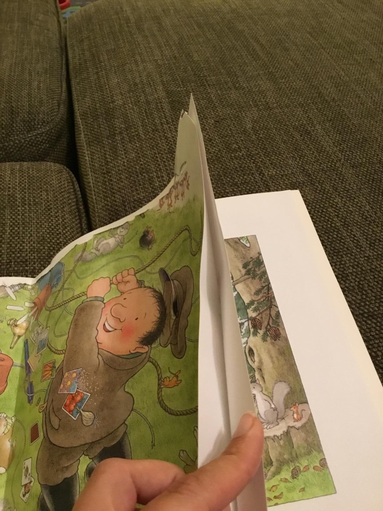 One Springy Day (A Percy the Park Keeper Story): Amazon.co.uk ...