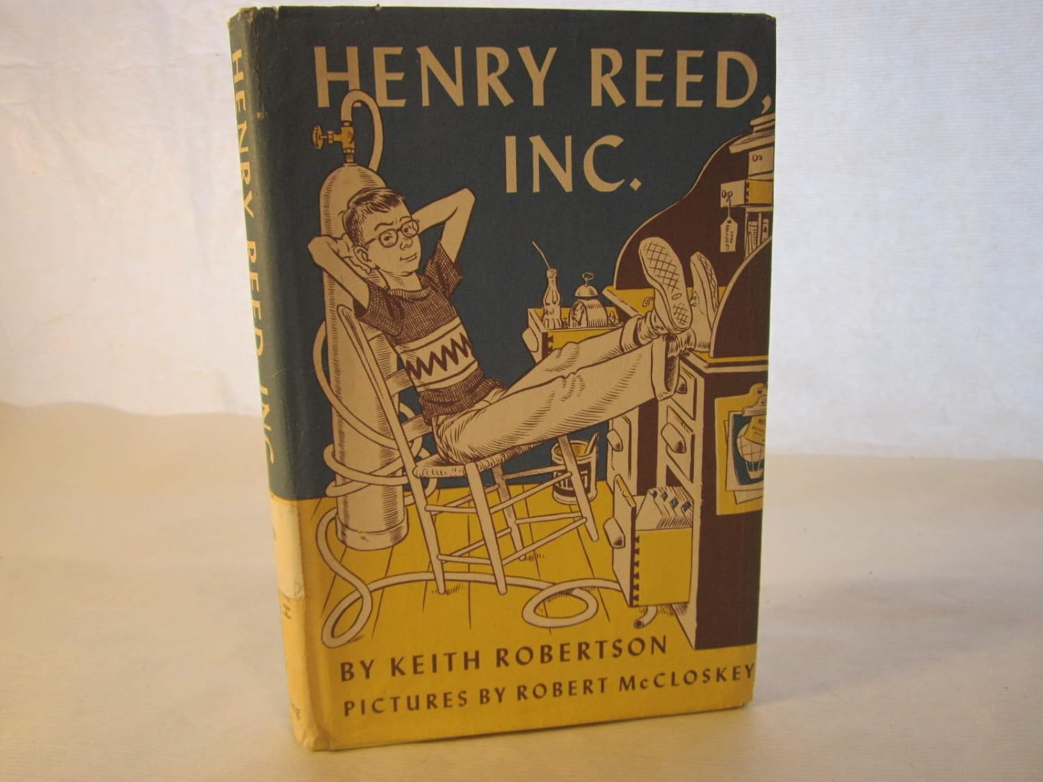 Henry Reed, Inc.: Keith Robertson: Amazon.com: Books