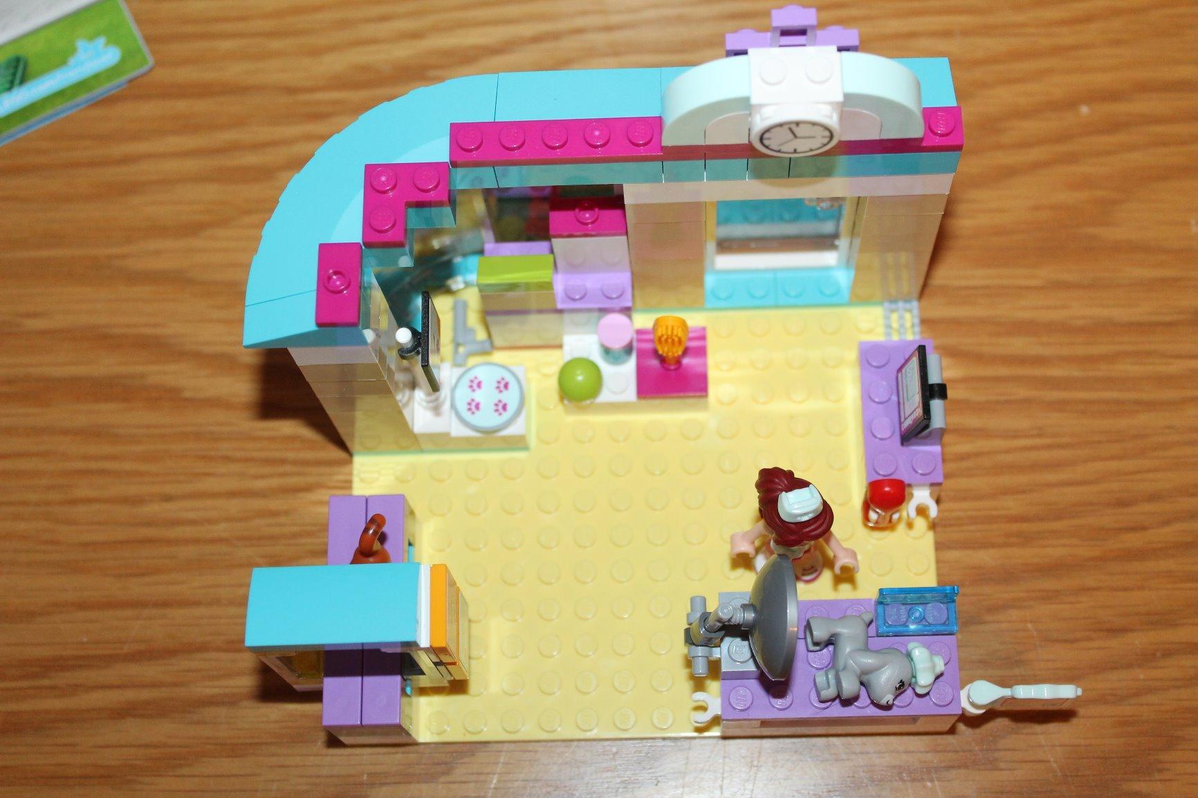 LEGO Friends 41085 Vet Clinic : Amazon.co.uk: Toys & Games