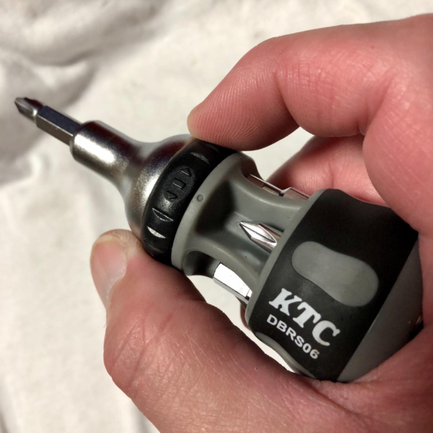 Amazon | 京都機械工具(KTC) ラチェットスタッビドライバ DBRS06 | ドライバー