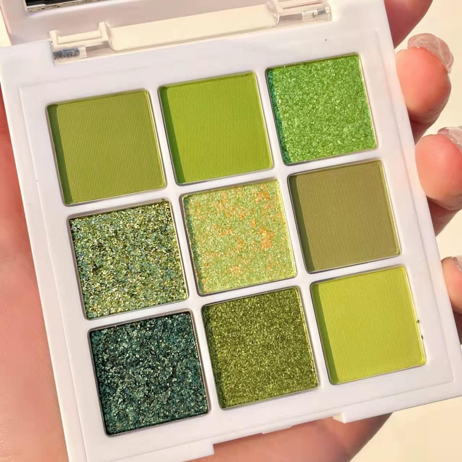 Amazon.com : MAEPEOR Olive Green Eyeshadow Palette 9 Colors Stunning ...