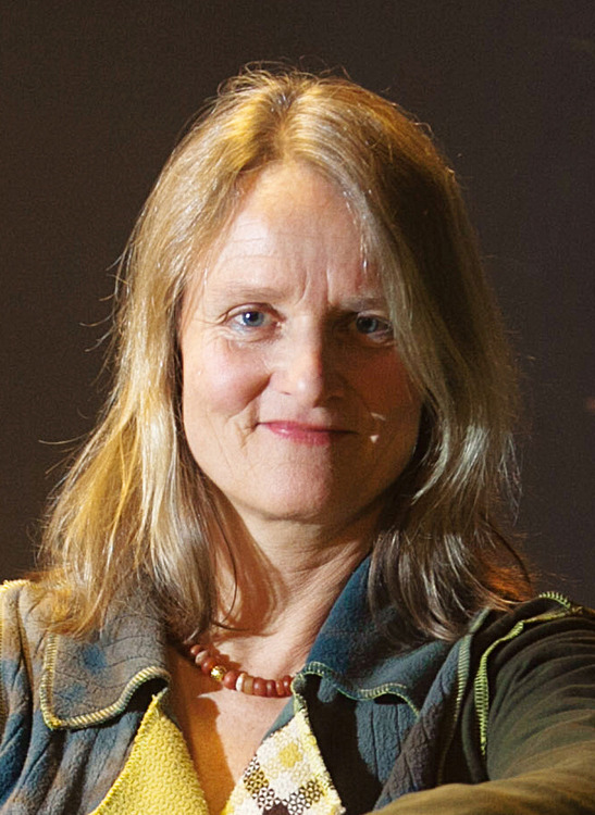 Amazon.de: Eva Christina Zeller: Bücher, Biographie, neuestes ...