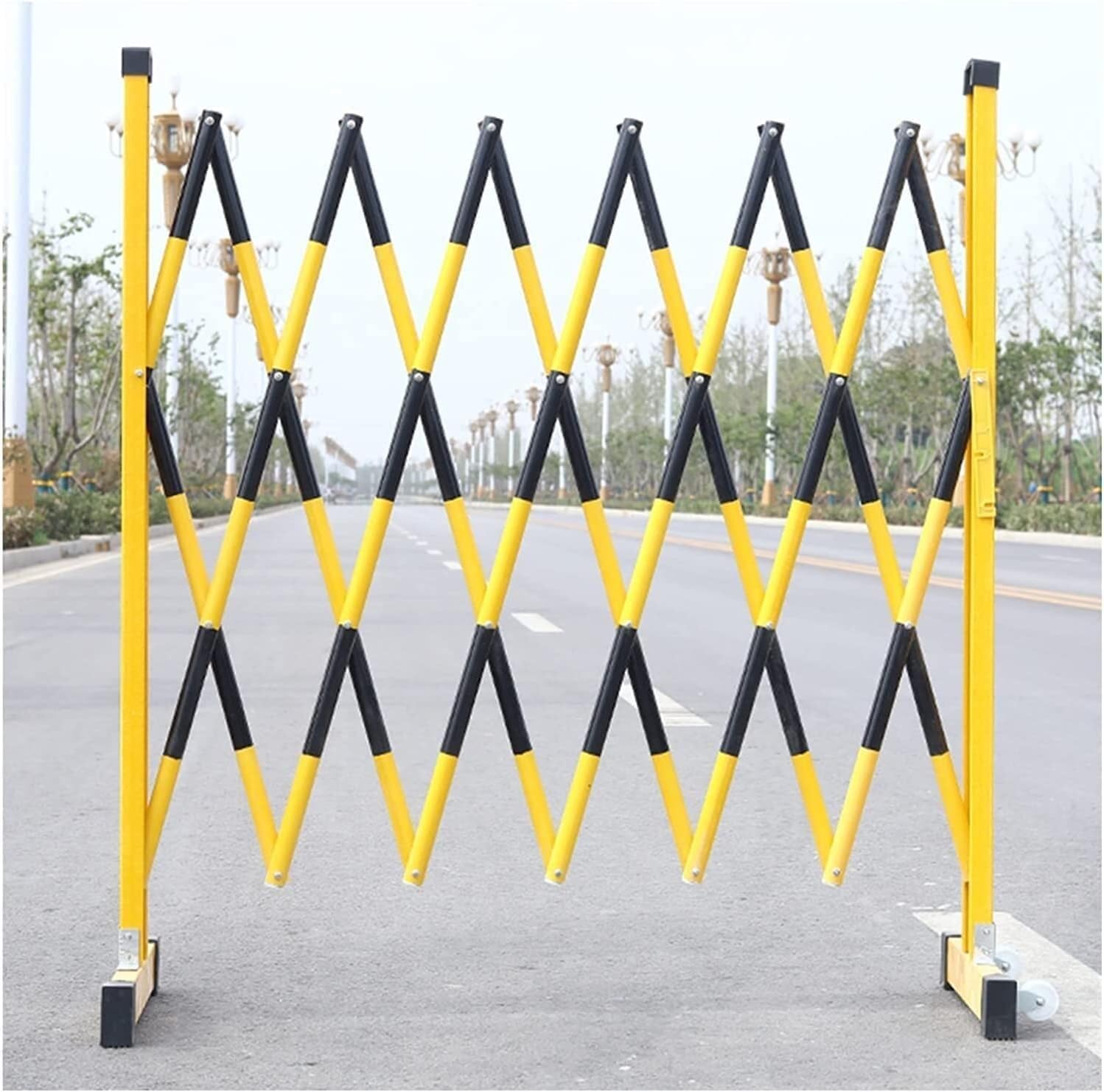Amazon.co.jp: Retractable Folding Barrier - Yellow | Barrier Gate for ...