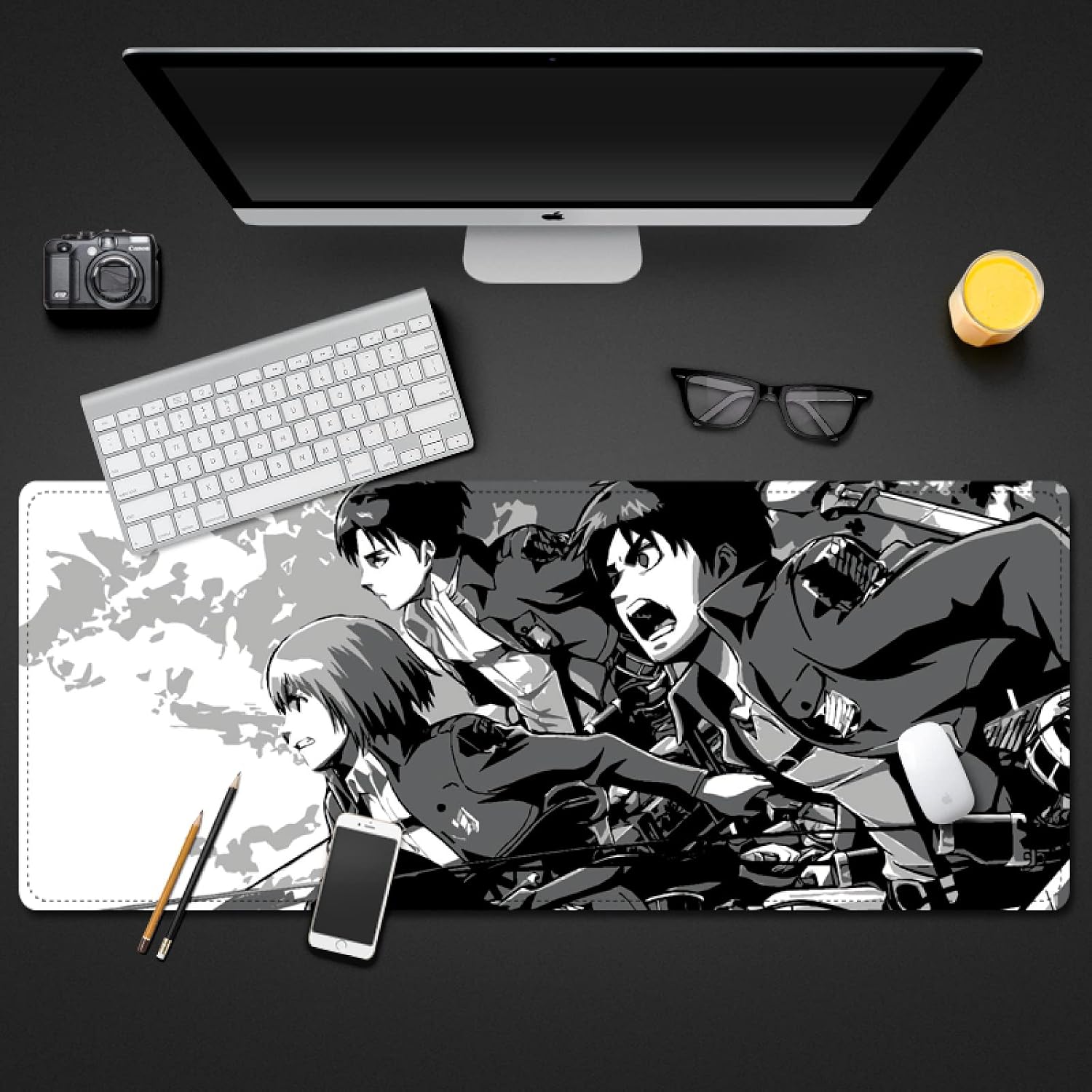 進撃の巨人 アニメ漫画 AOT ゲーミン オフィス デスクマット おしゃれ ギフト Anime Desk Pad