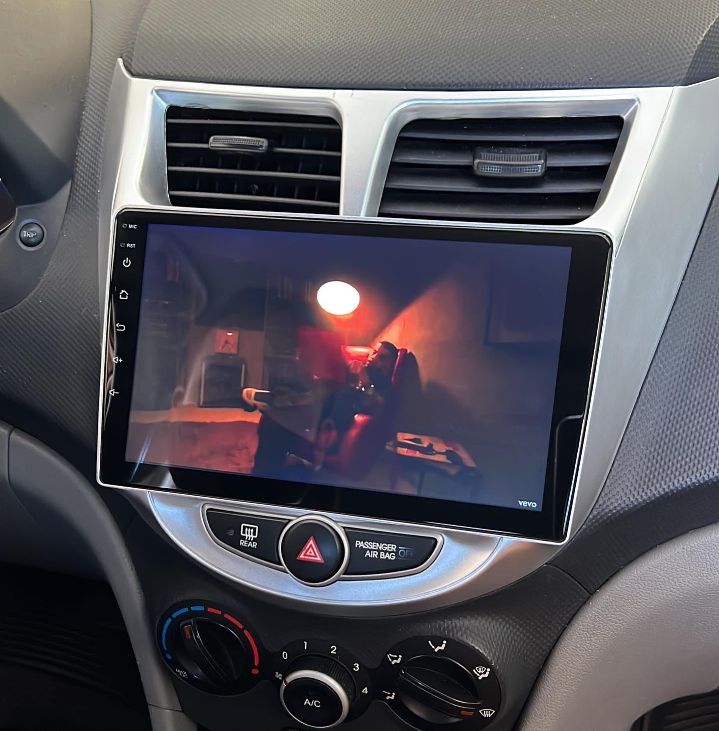 4k MRC android car screen for accent model 2012 to 2018 with reverse ...