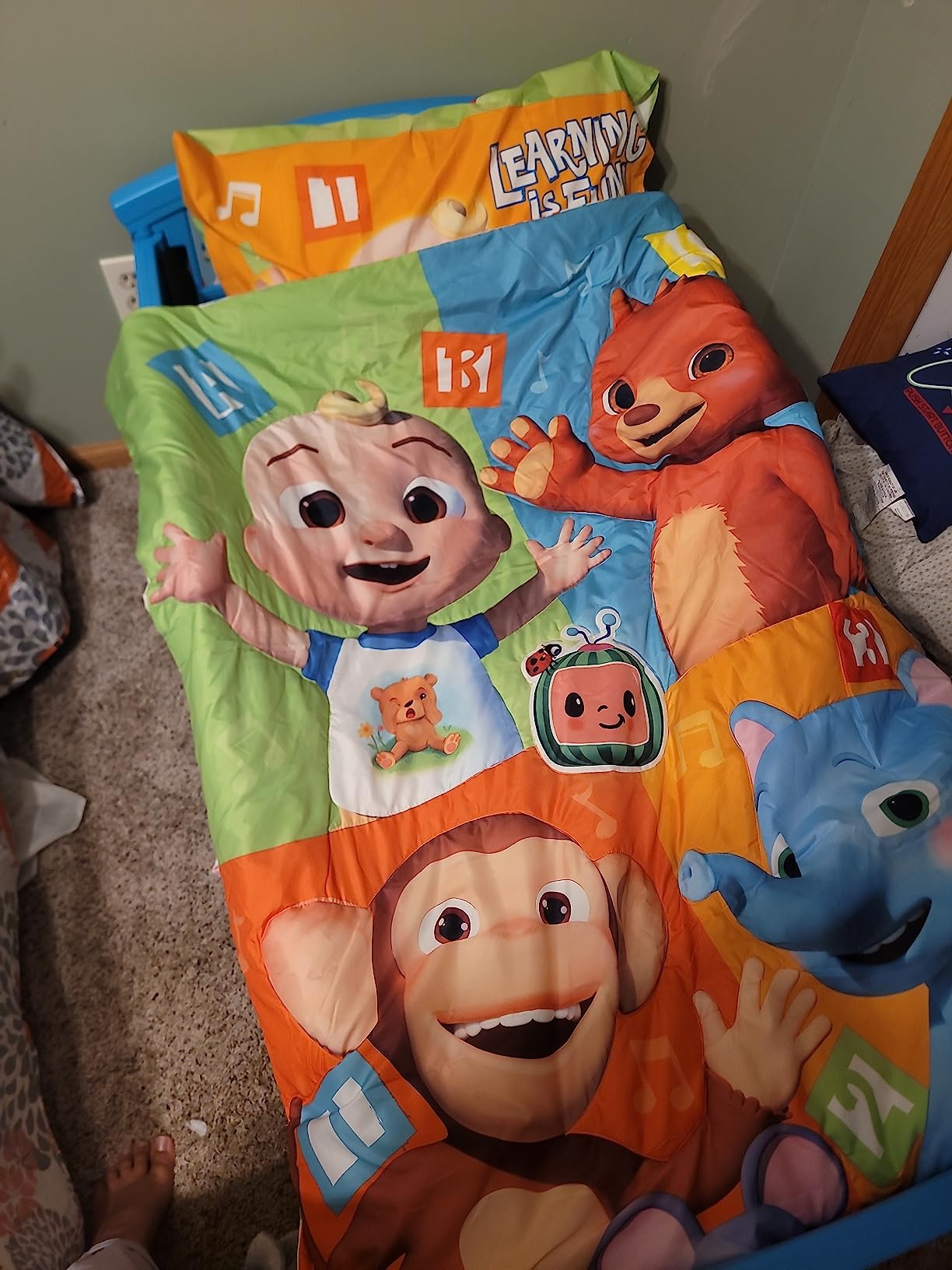 $8/mo - Finance CoComelon 4 Piece Toddler Bedding Set - Includes ...