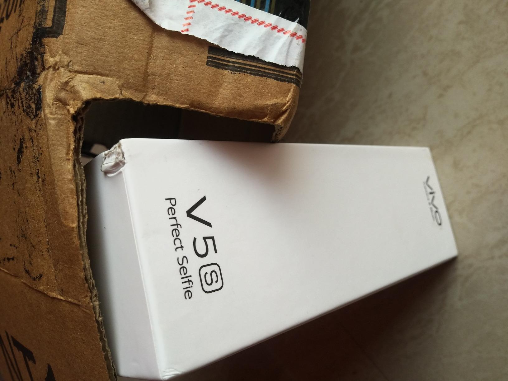 Vivo V5s (Matte Black) : Amazon.in: Electronics