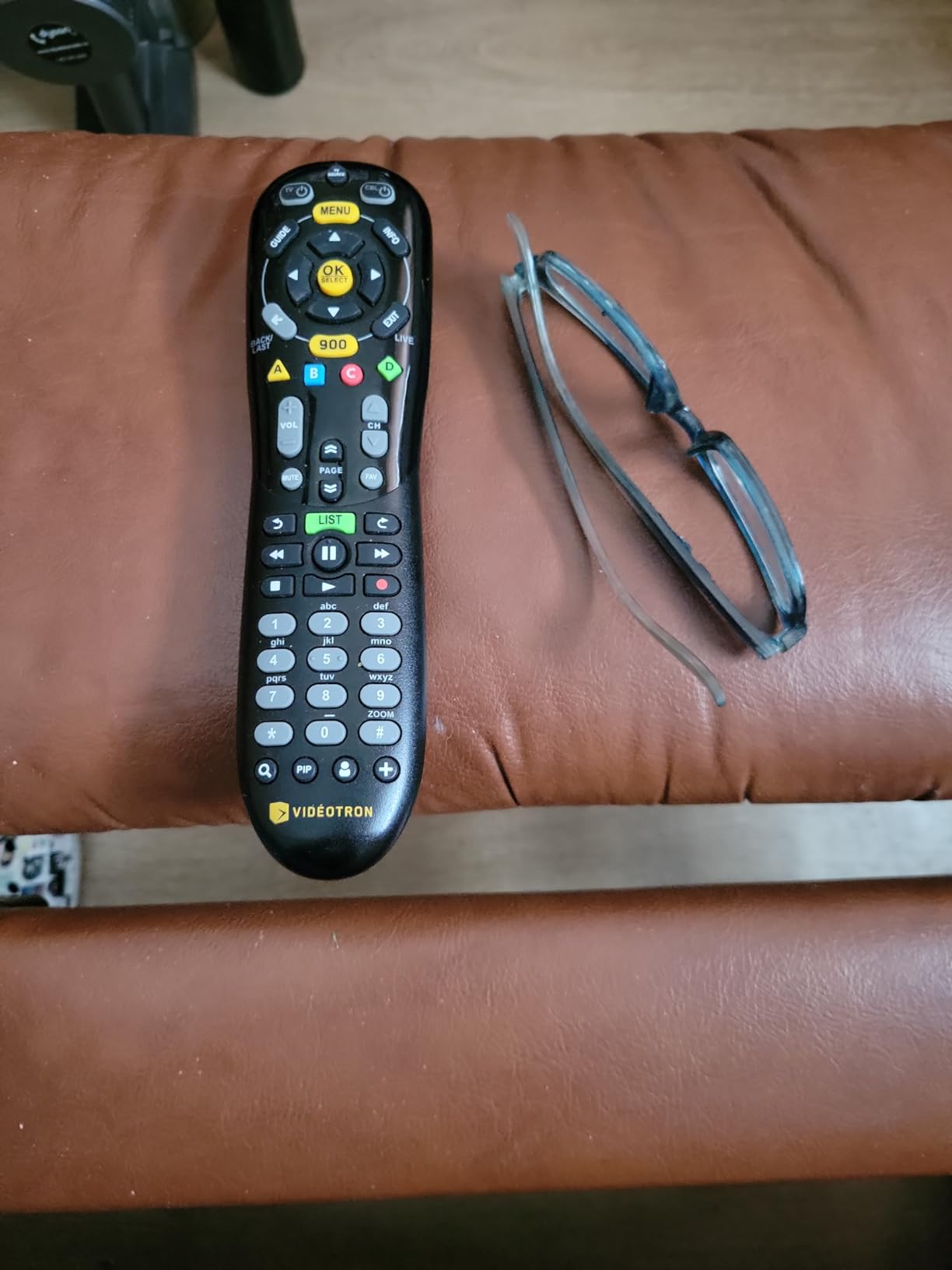 Videotron URC-2244CBC0-0001-R Illico Télécommande récepteur de câble ...