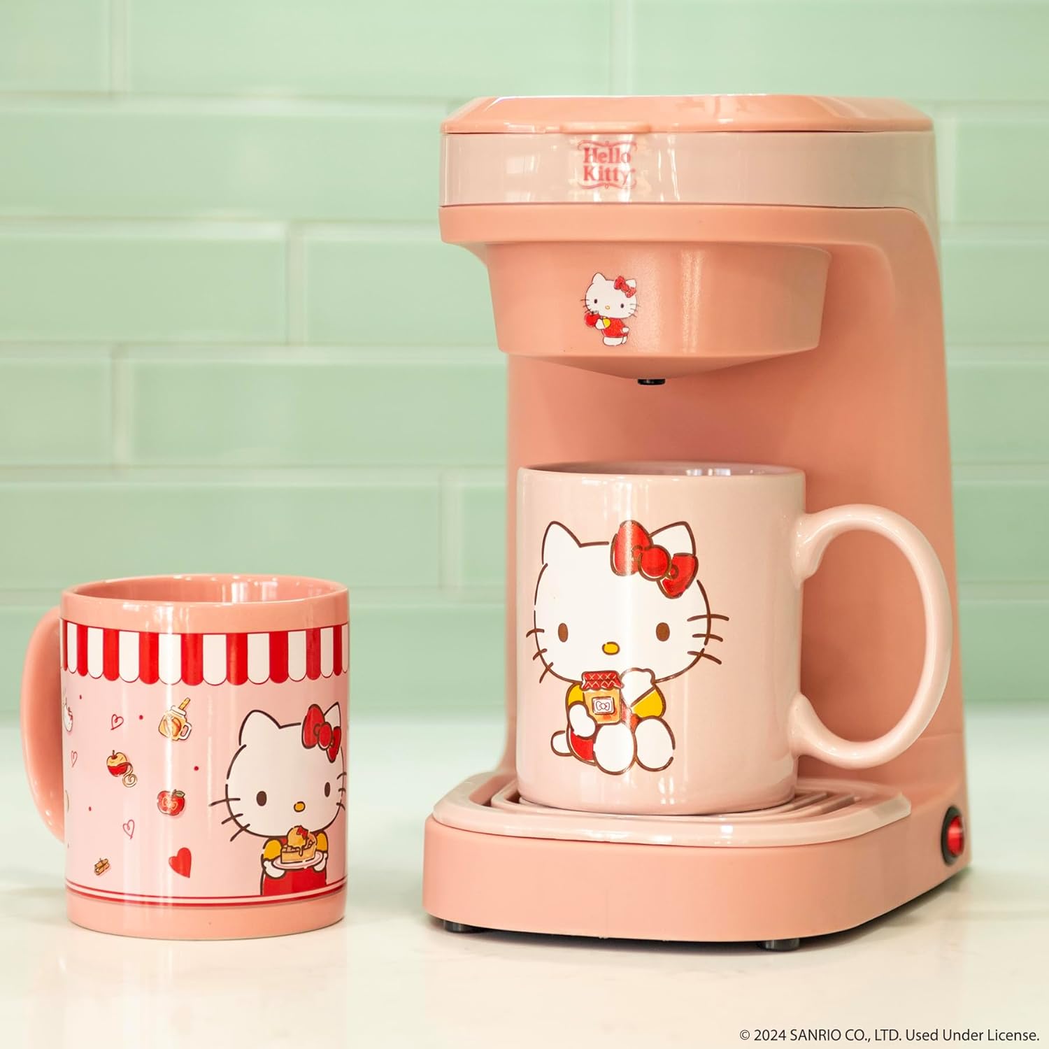 Amazon.com: Uncanny Brands Hello Kitty Single Cup Coffee Maker Gift Set ...