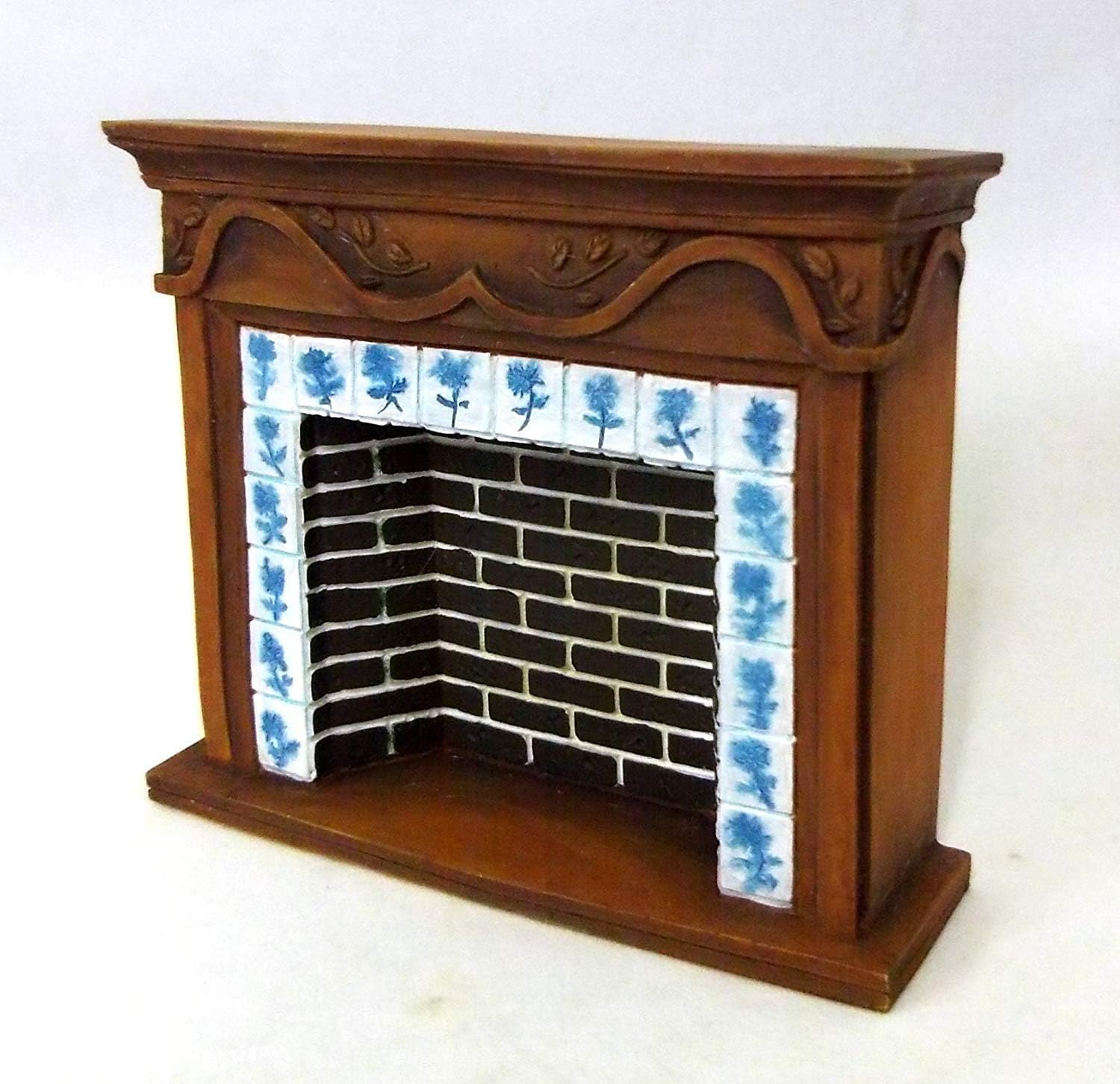 Amazon.com: Town Square Miniatures Dolls House 1:12 Scale Miniature ...
