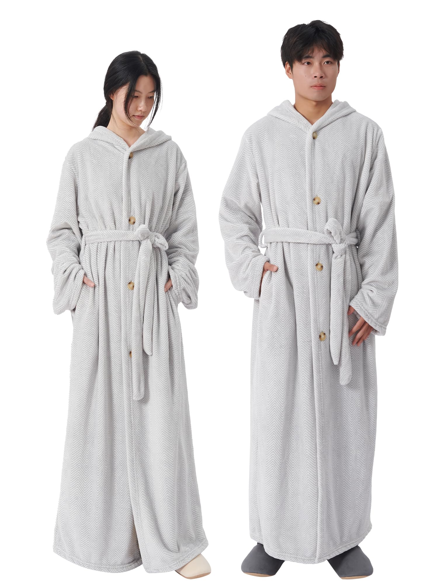 Amazon｜ATOKAZO 着る毛布 ルームウェア Rサイズ 男女兼用 あったか 着るブランケット 部屋着 パジャマ 腰ベルト・ポケット・フード付き ボタン付き フランネル なめらかな肌触り ...