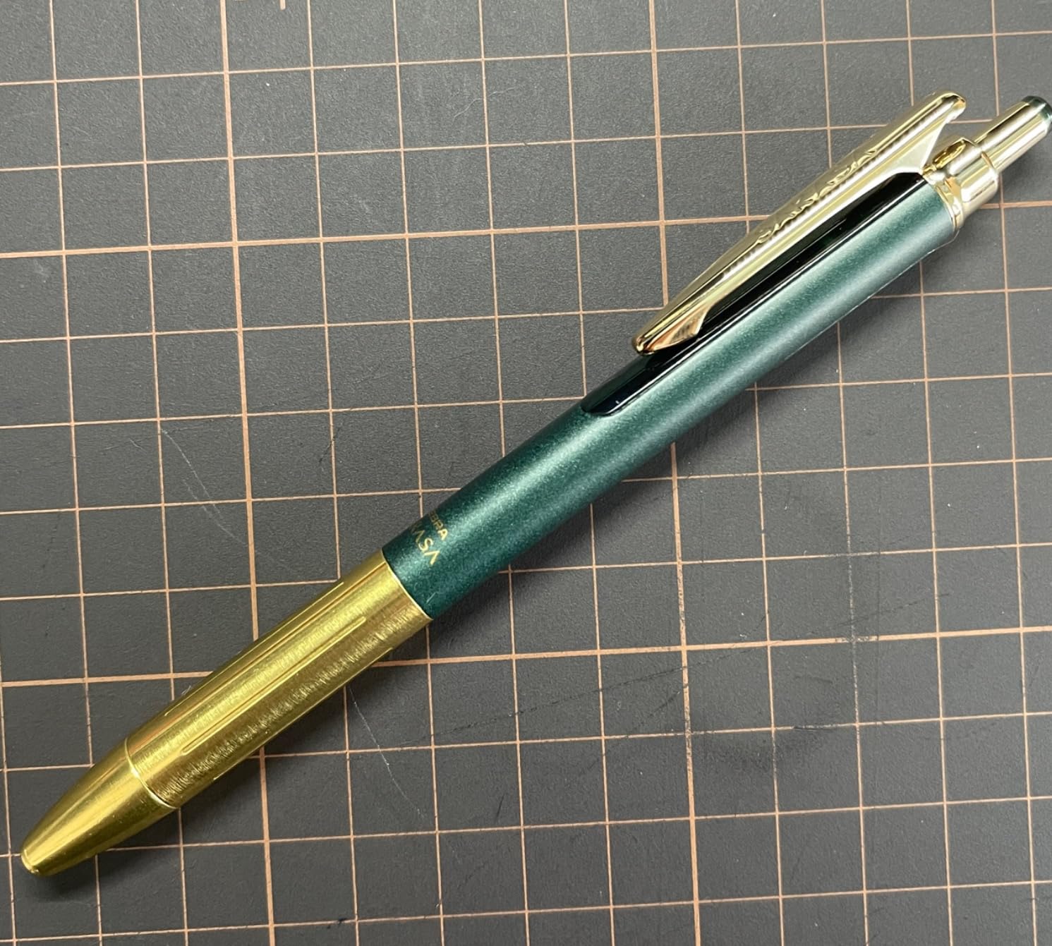 Amazon | ゼブラ ジェルボールペン サラサグランド 0.5mm ダークグレー P-JJ57-VDG | ジェルインクボールペン | 文房具・オフィス用品