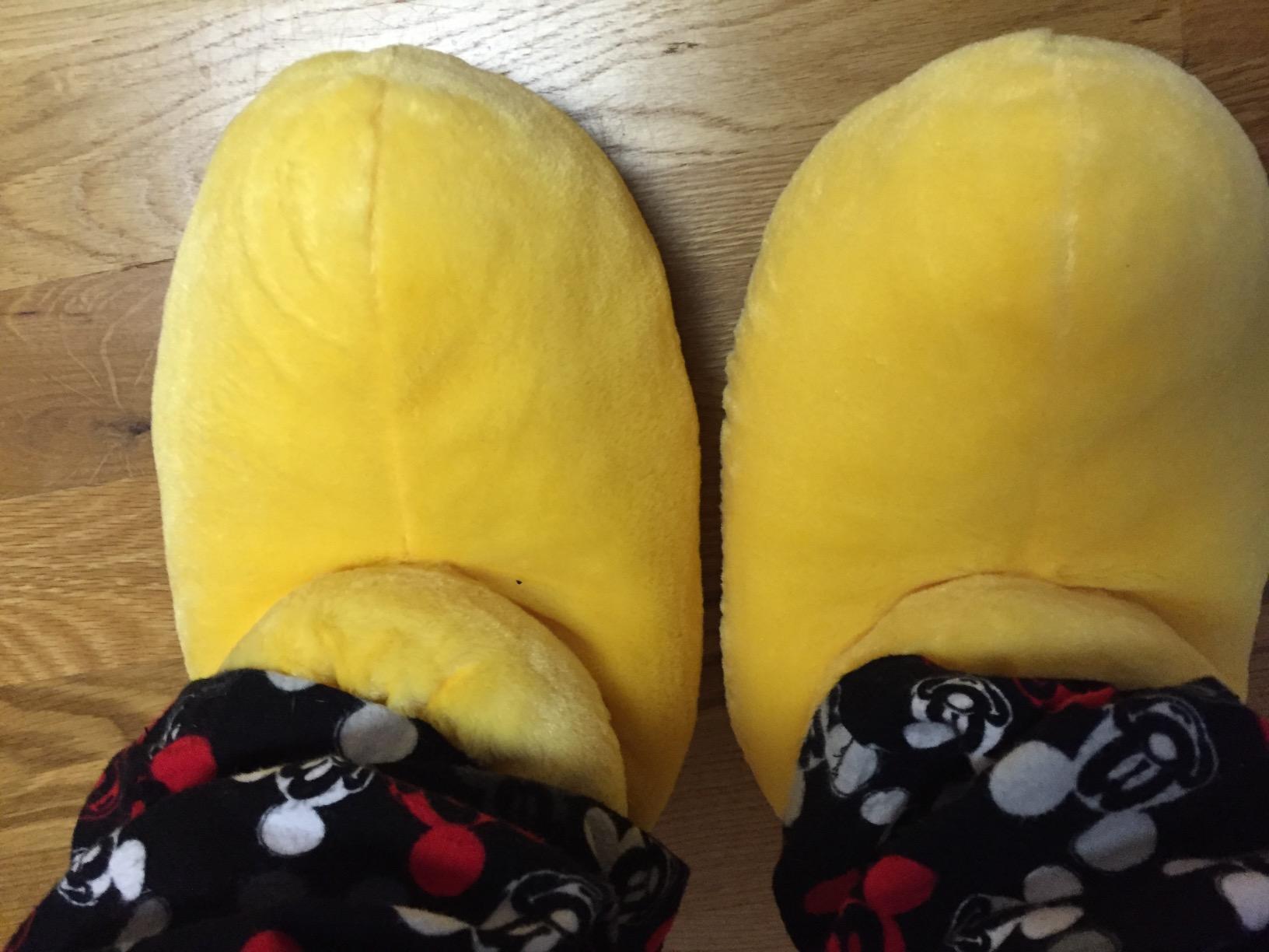 Amazon.com: Disney Parks Exclusive - Mickey Adult Slippers - Large ...