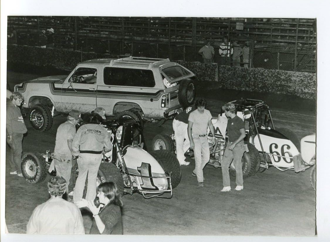 Bubby Jones #1 CRA Sprint Car Photo 5"x7" Pit Ascot Park at Amazon's ...