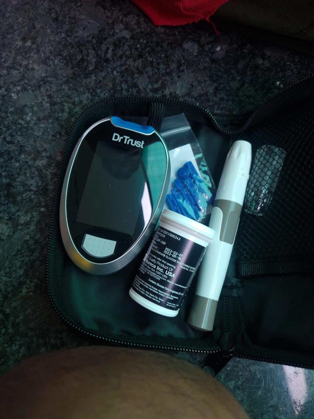 Dr TrustFully Automatic Blood Sugar Testing Glucometer Machine with 10 ...