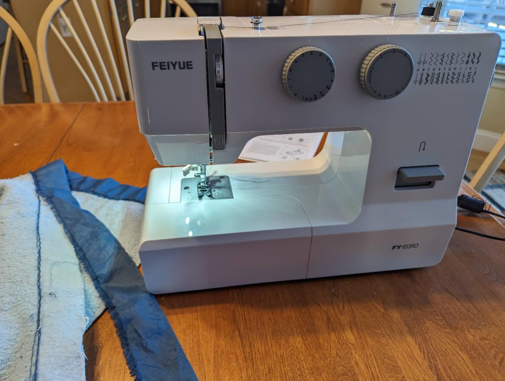$20/mo - Finance FYe310 Full Size Sewing Machine, Heavy Duty Machine ...