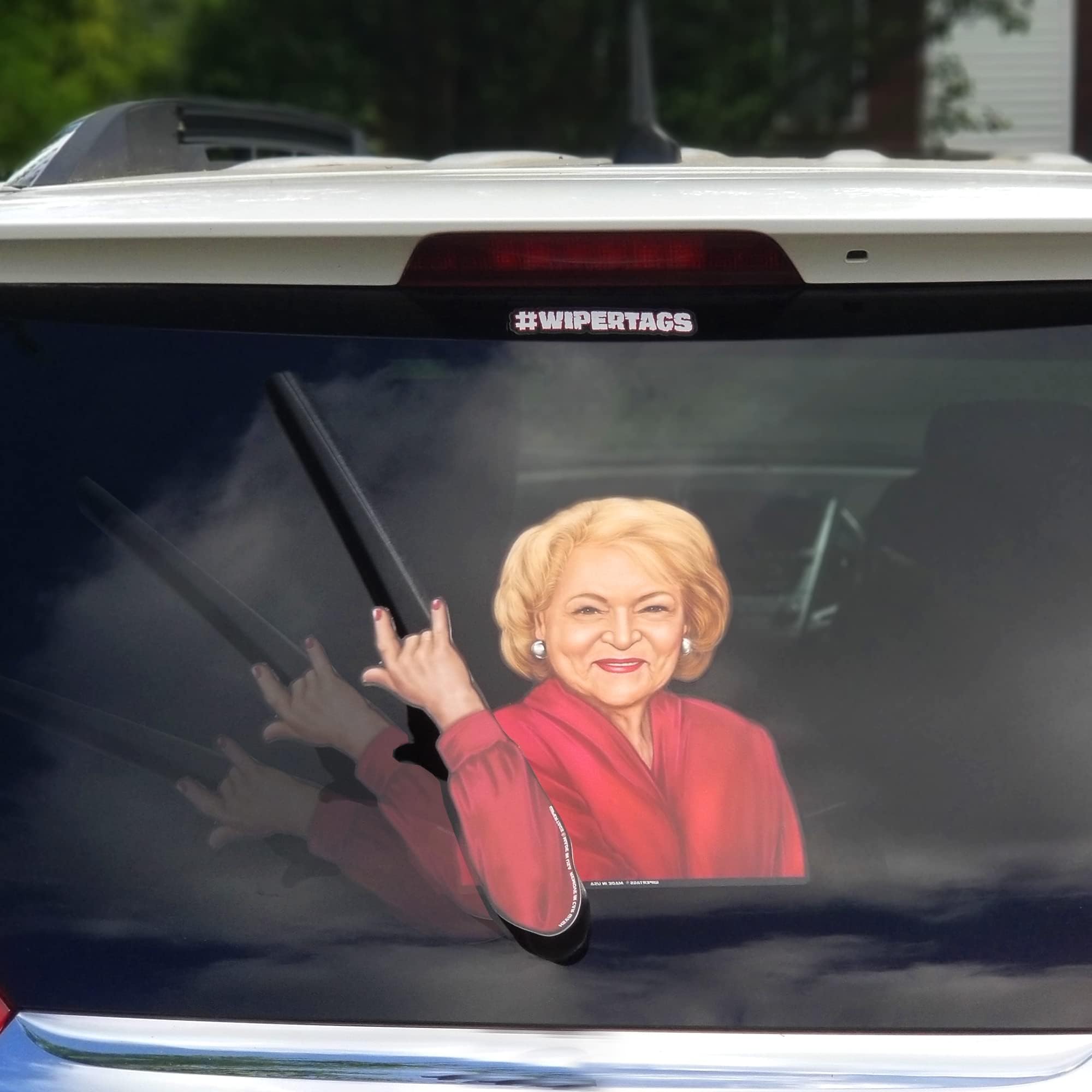 Amazon.com: Abominable Snow Beast Christmas Snowman Waving Arm WiperTag ...