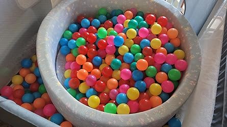 Amazon.com: Amazon Basics BPA Free Crush-Proof Plastic Ball, Pit Balls ...