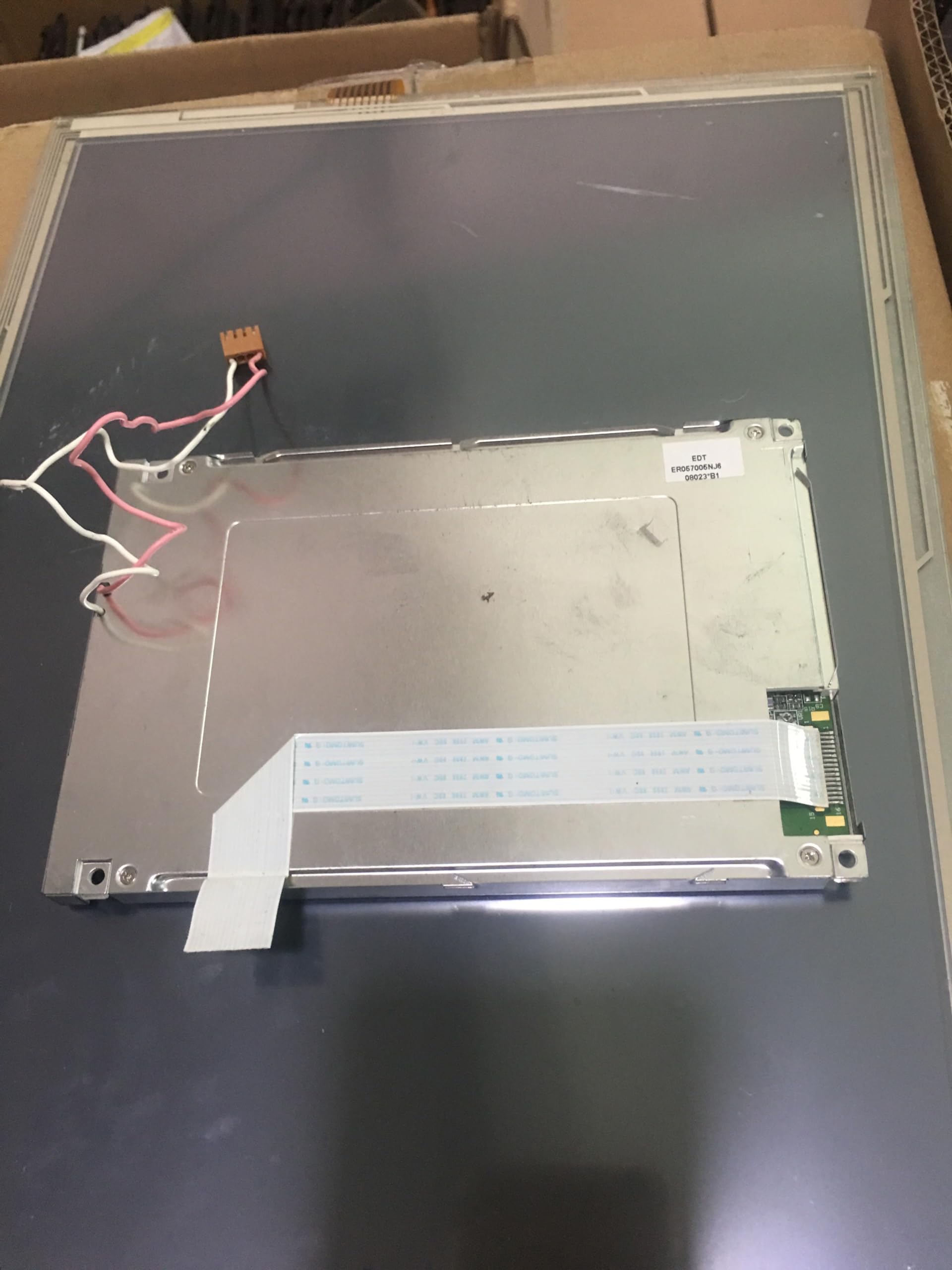 Electronikz - Review: 8-inch LTA080B450F Industrial Display Screen - A ...