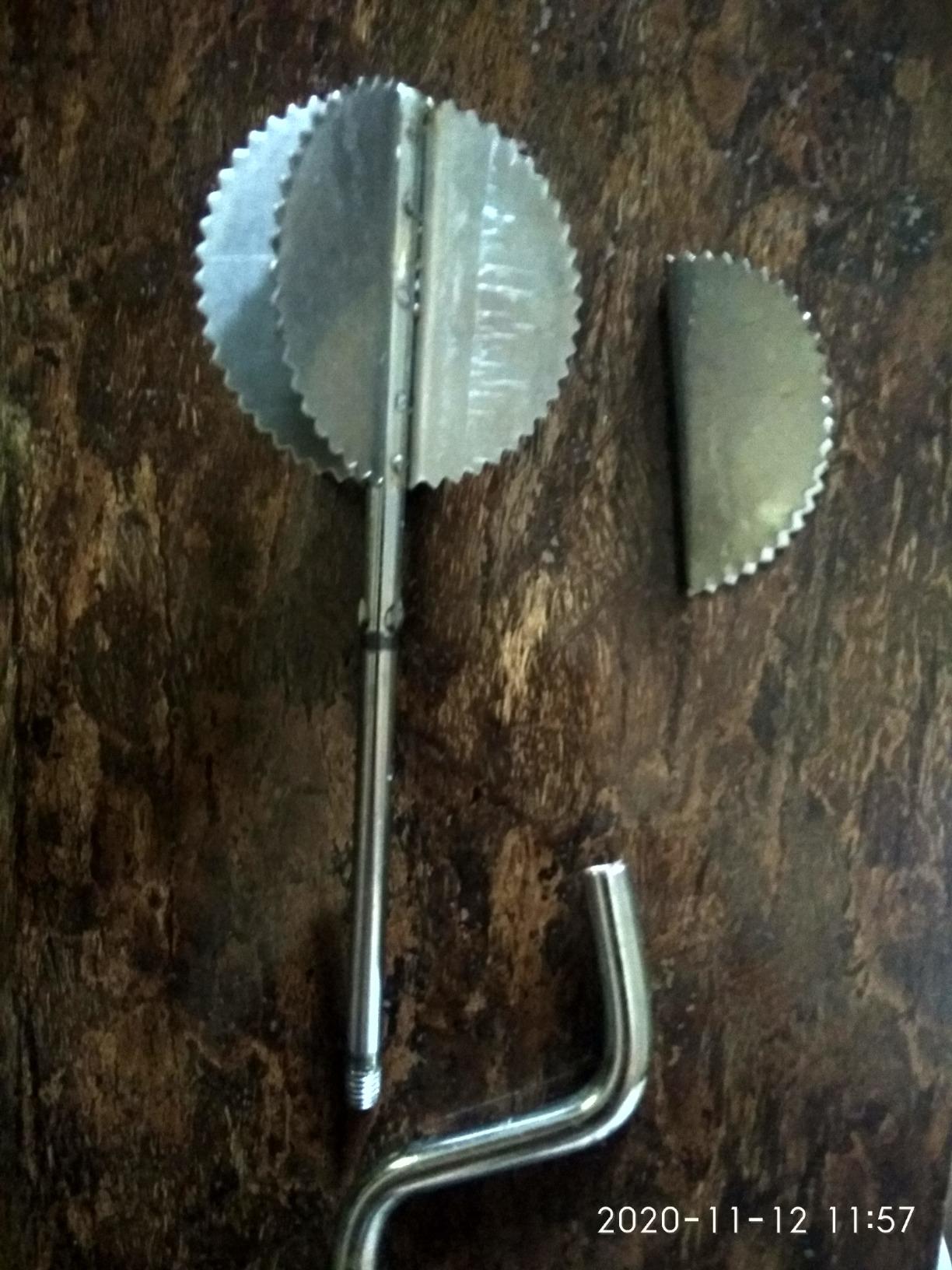 BE MALL Stainless Steel Coconut Scraper with Heavy Vacuum Base-Silver ...