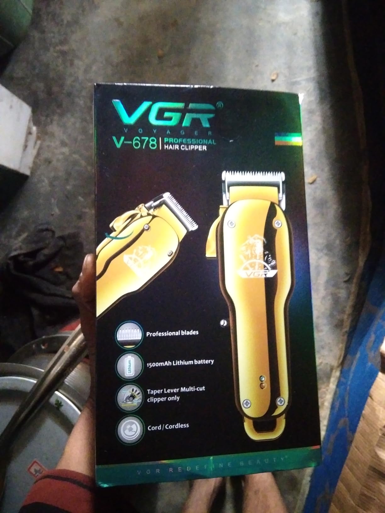 VGR V-678 Professional Rechargeable cordless Hair Clipper with Self ...