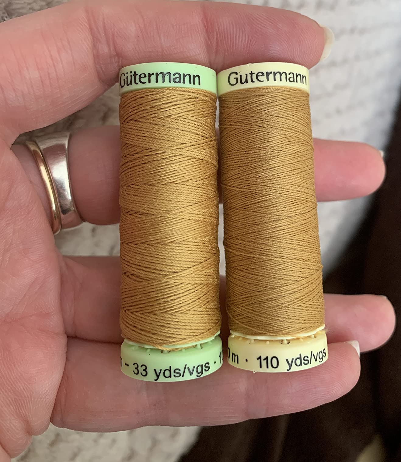 Gutermann Jeans 30mtr/33yd Top-Stitch Polyester Thread, Antique Gold, 5 ...