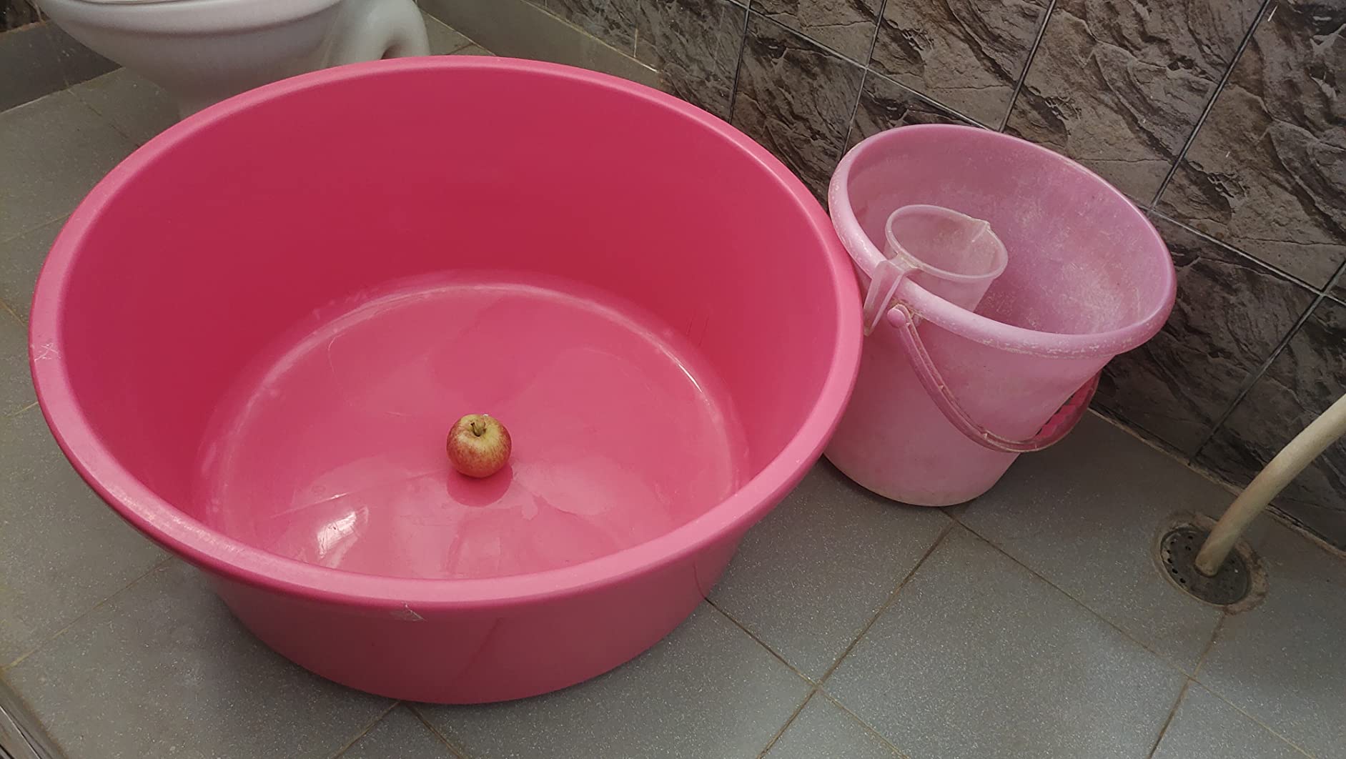 Samruddhi Plastic Tub, Multicolour, 110 L : Amazon.in: Home Improvement