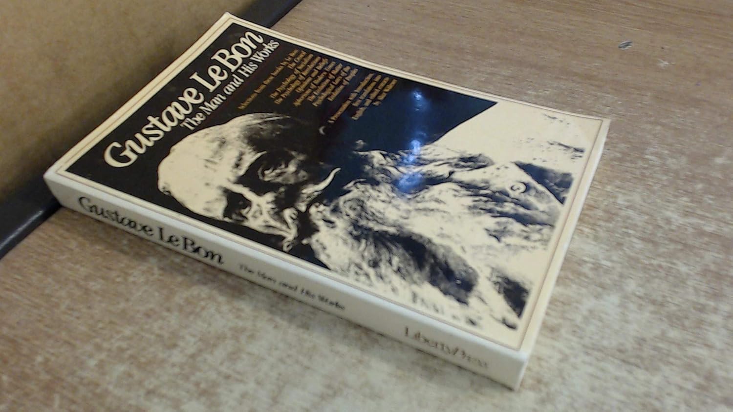 Gustav Le Bon: The Man and His Works: Le Bon, Gustav, Alice W. Widener: 9780913966518: Amazon ...