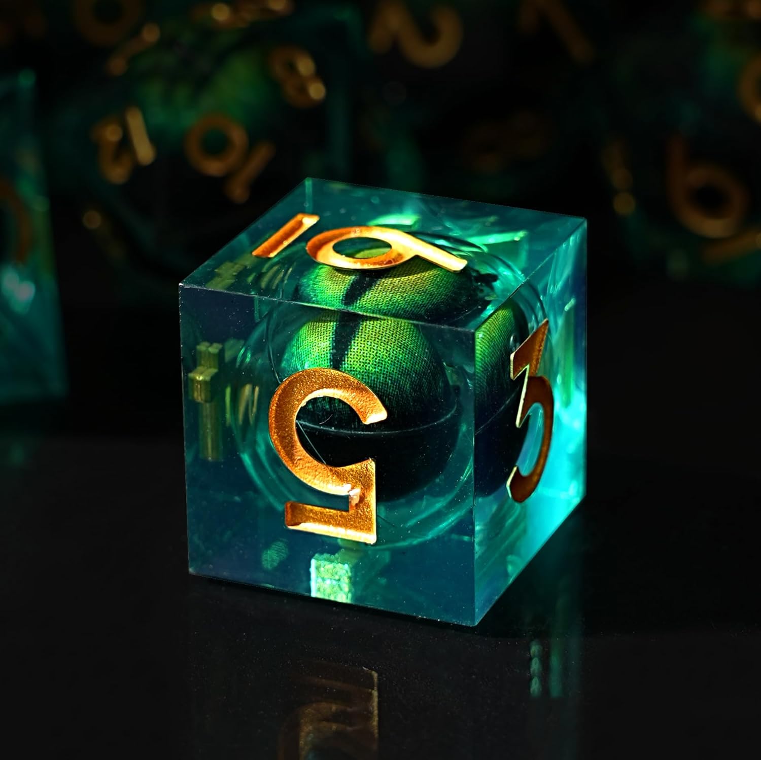 Amazon.com: Beholder's Dragon Eye DND Dice Set, Resin Float Liquid Core ...