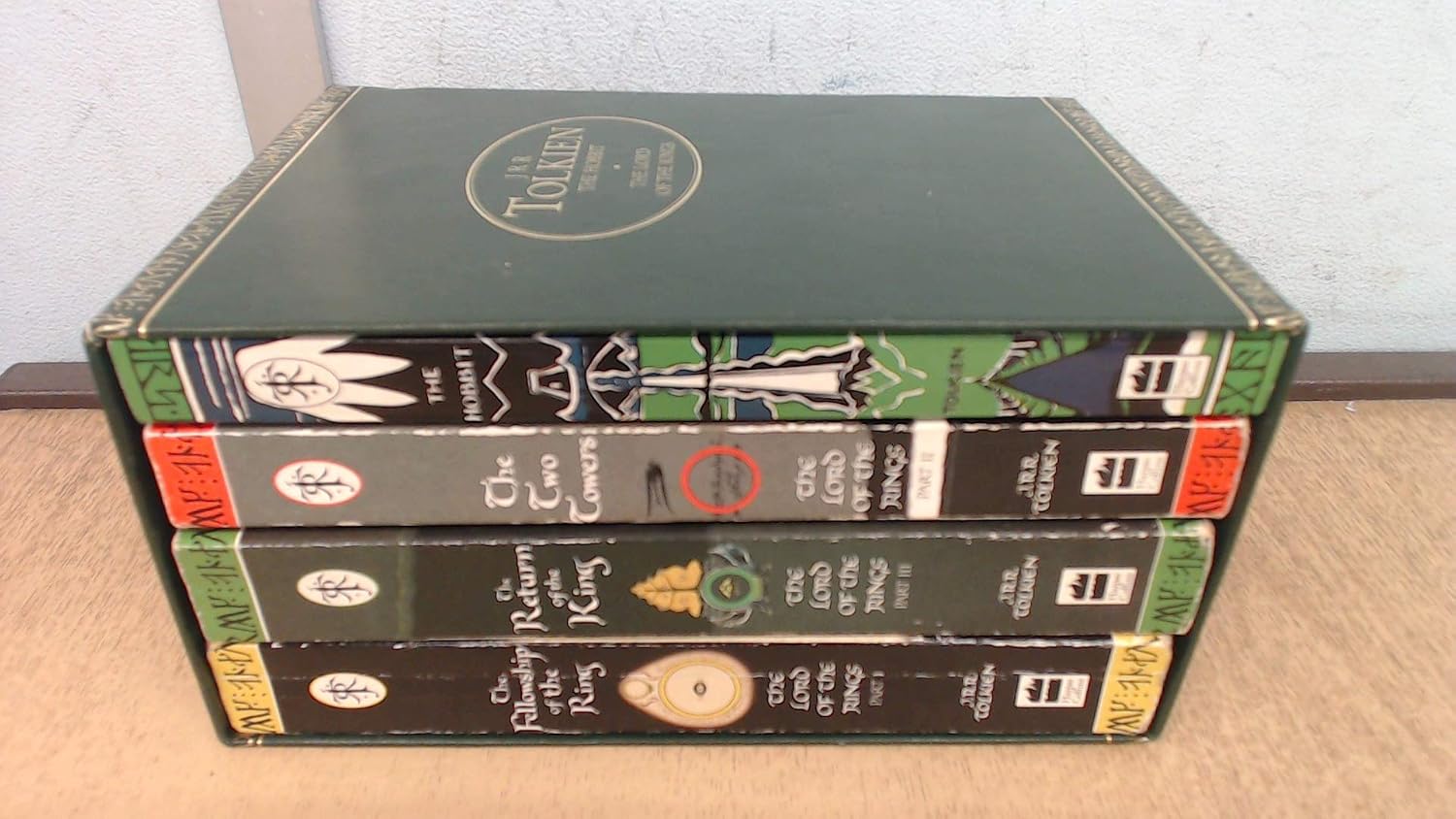 Amazon.co.jp: The Hobbit & The Lord of the Rings (Four Book Box Set ...
