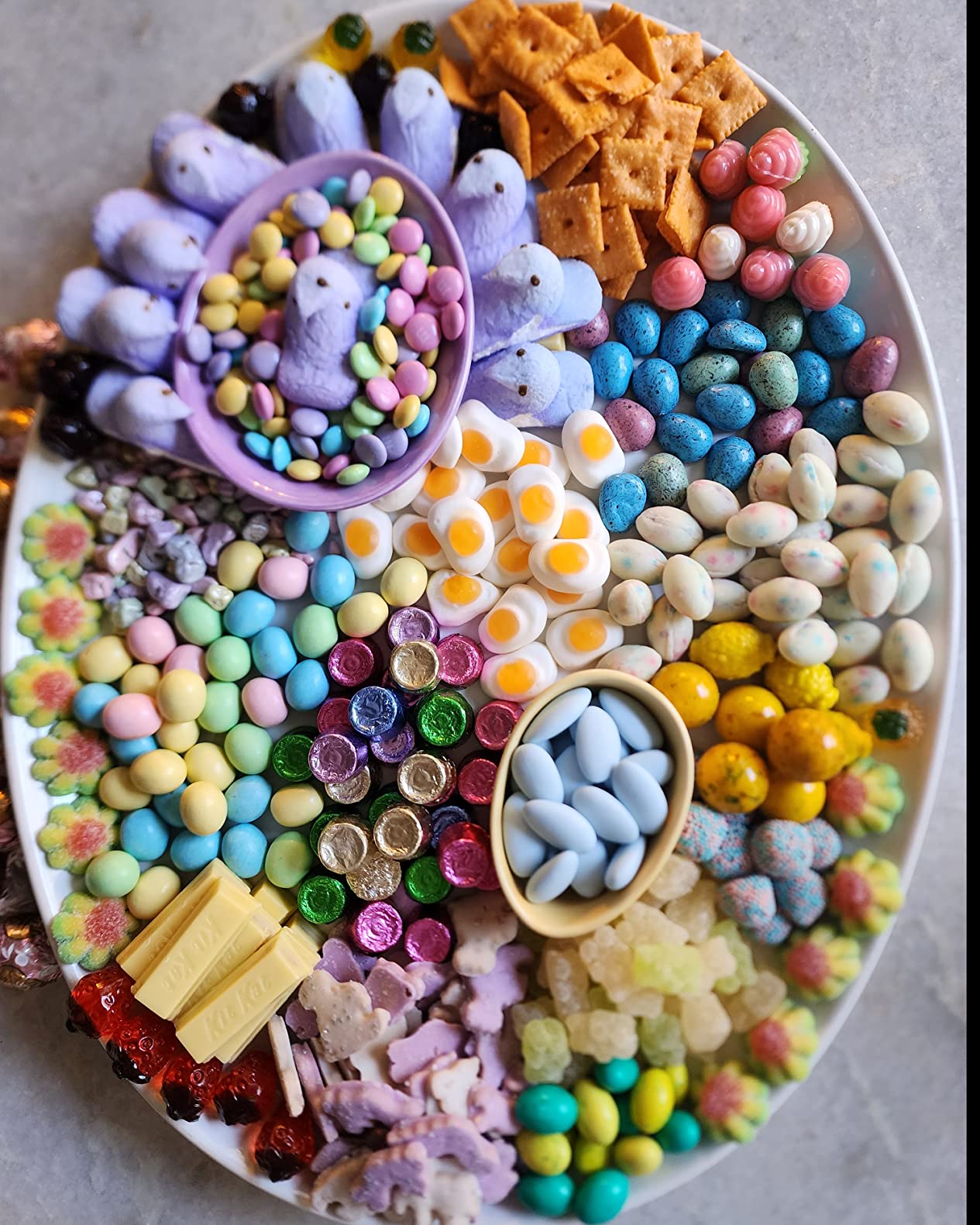 Amazon.com : SweetGlob Fun Gummy Fried Eggs (Mini Fried Eggs, 1 Pound ...