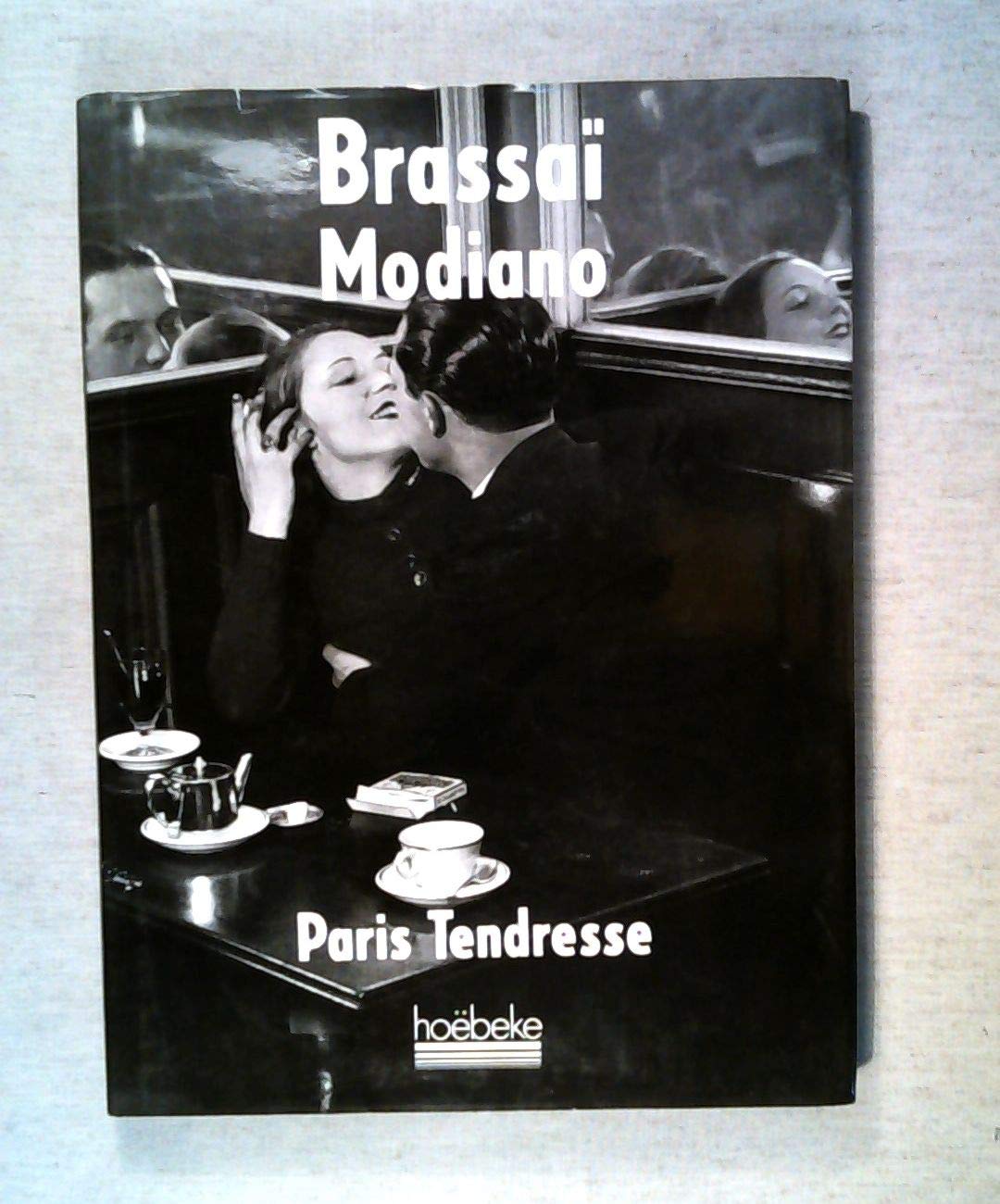 Amazon.com: Paris tendresse: 9782905292360: Modiano, Patrick, Brassaï ...