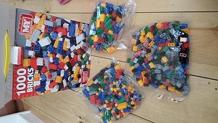 M.Y 1000 Building Bricks Construction Building Blocks Play Set : Amazon ...