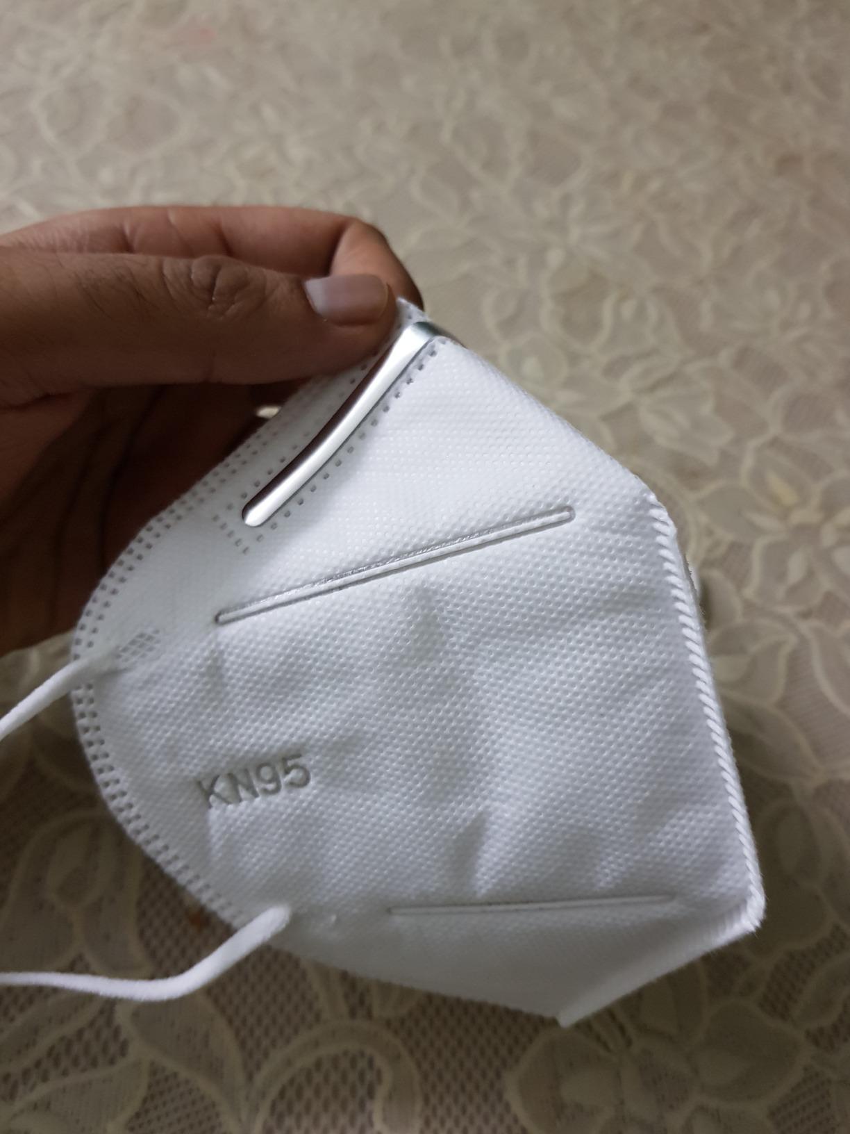 MediWeave KN95 Face Mask (Pack of 20) : Amazon.in: Industrial & Scientific