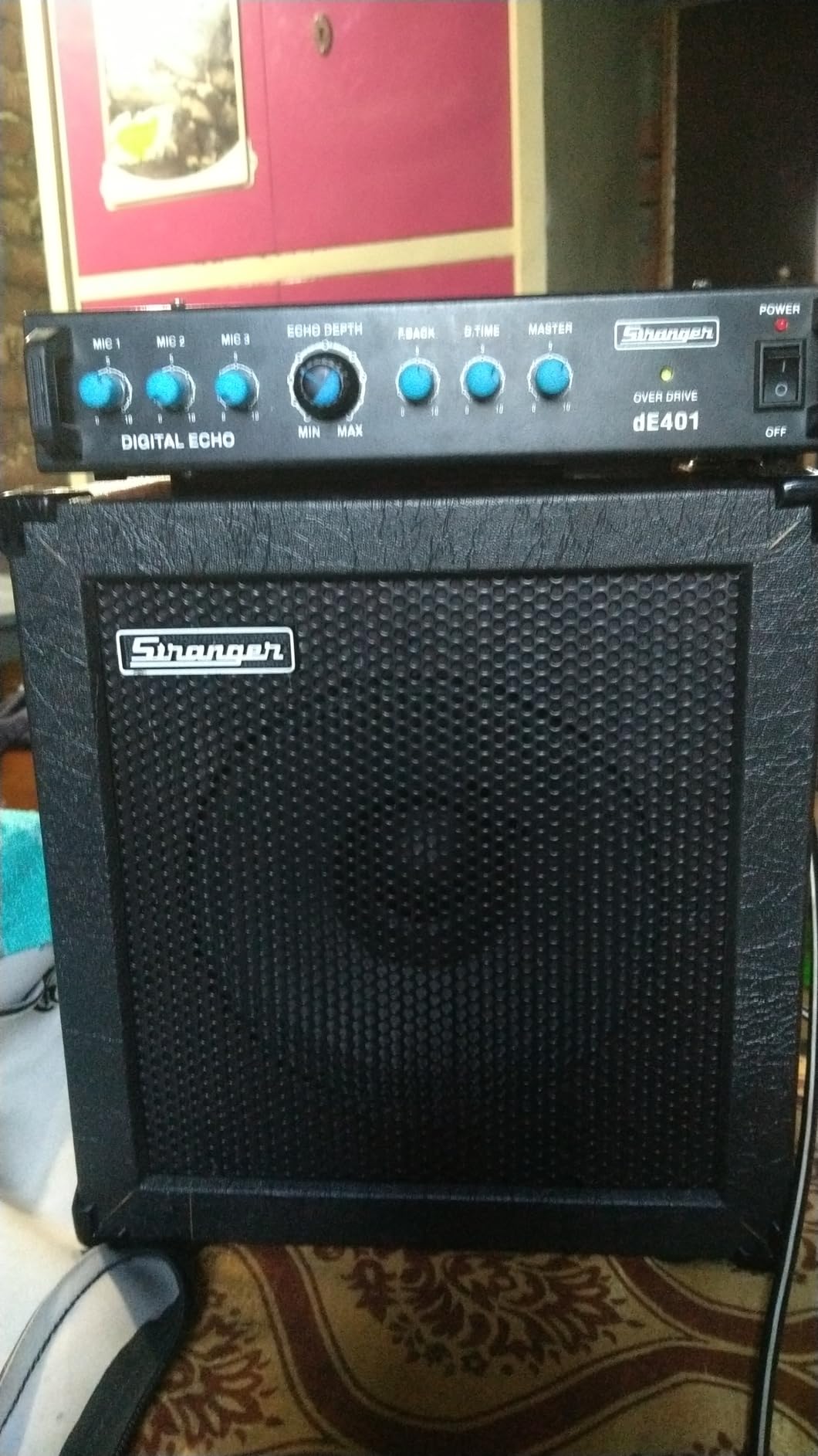 Stranger Cube 20 Guitar Amplifier : Amazon.in: Musical Instruments