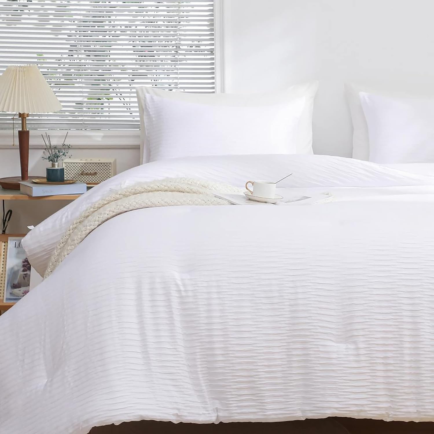 Amazon.com: YOZEN White Seersucker Comforter Set Twin Size (66x90 in ...