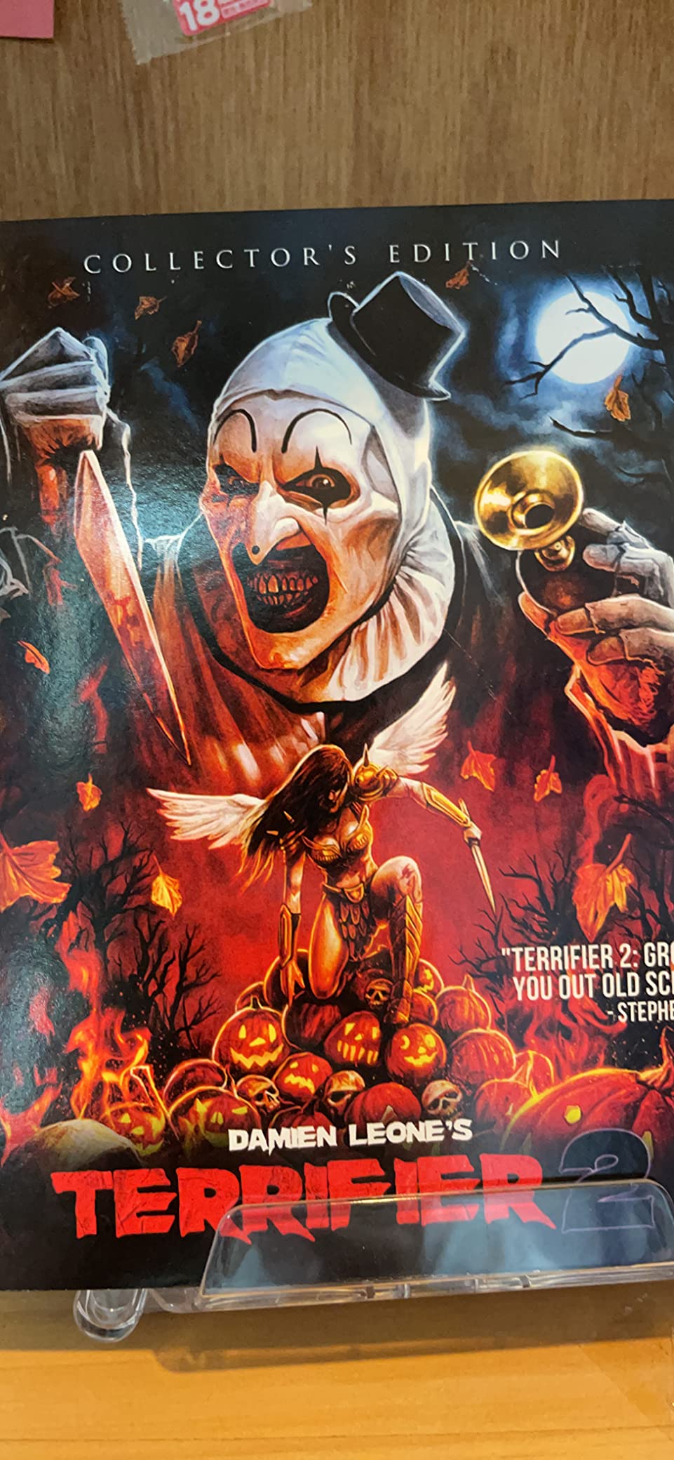 Amazon.co.jp | Terrifier 2: Collector’s Edition [Blu-ray] DVD・ブルーレイ