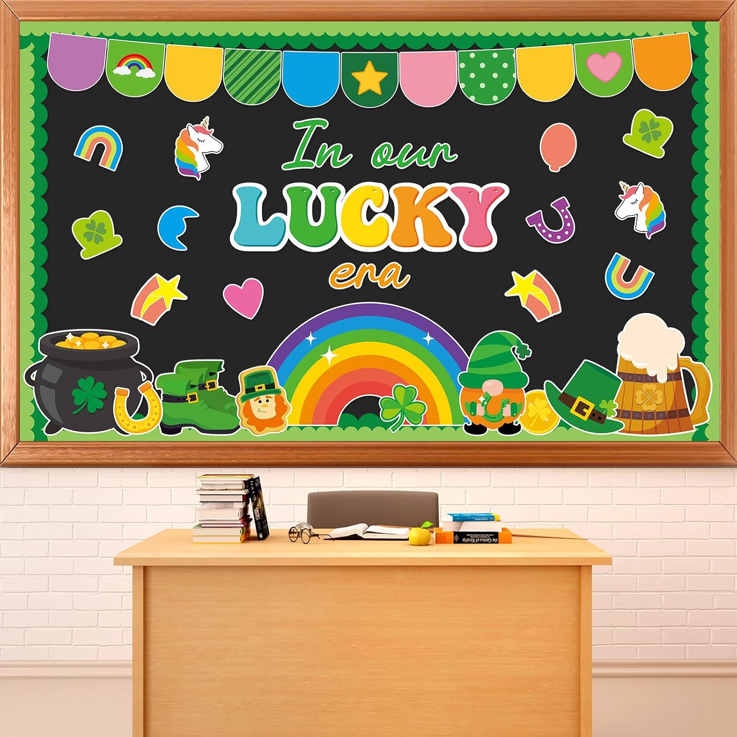 Amazon.com : St. Patrick's Day Bulletin Board Decoration Lucky Shamrock ...