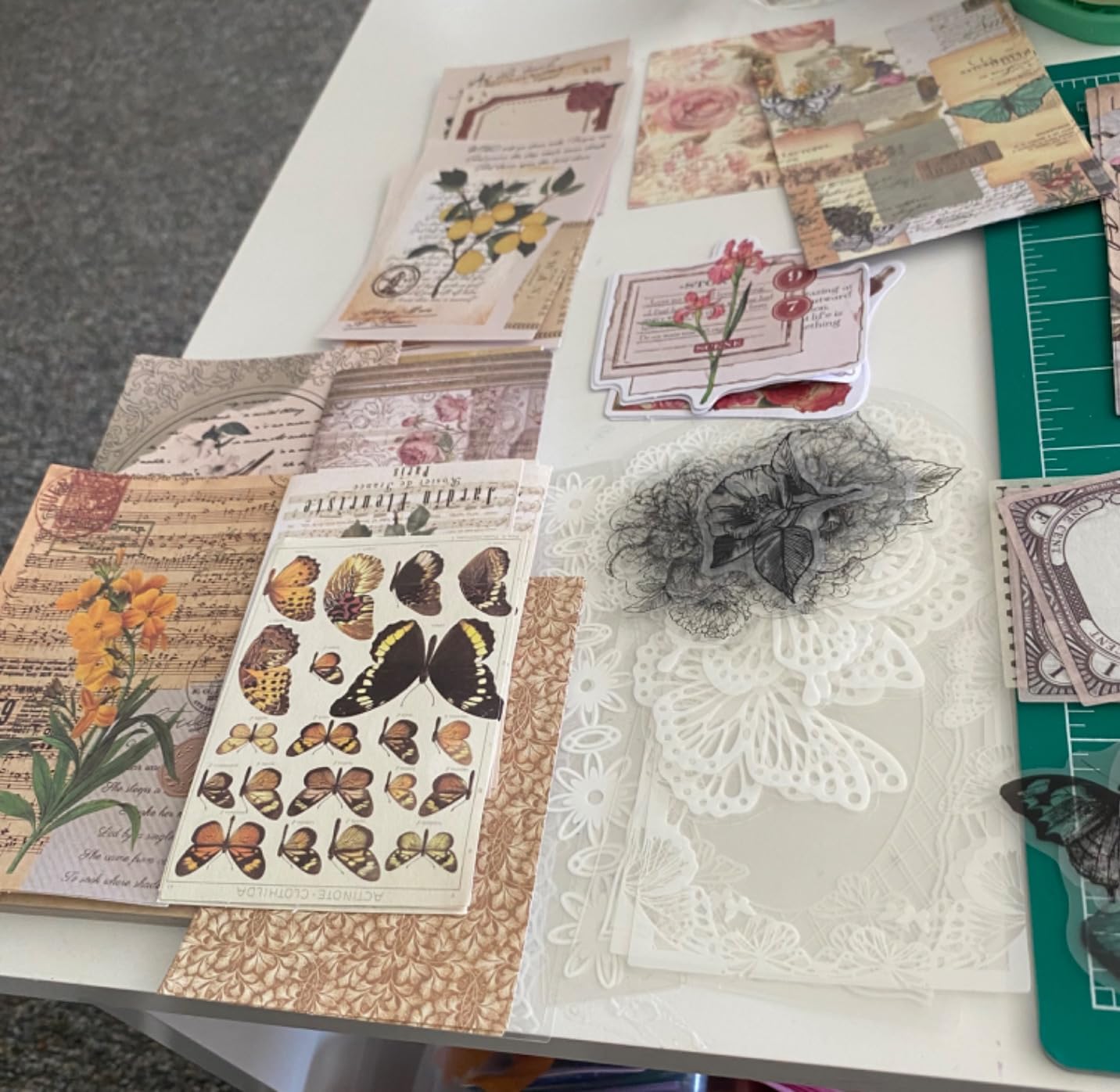 $3/mo - Finance Vintage Scrapbook Kit for Beginners, Scrapbooking ...