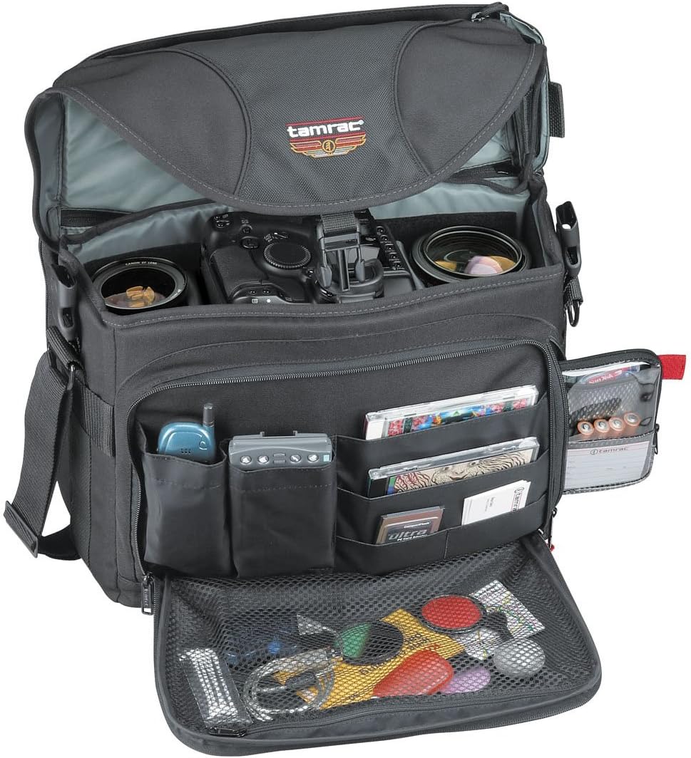 Amazon.com : Tamrac 5618 Black Turbo CyberPro Photo/Laptop Briefcase ...