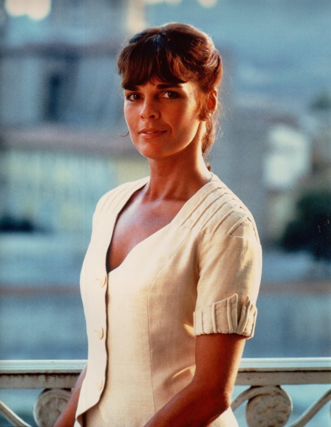 Ali MacGraw 8x10 Photo K4295 at Amazon's Entertainment Collectibles Store