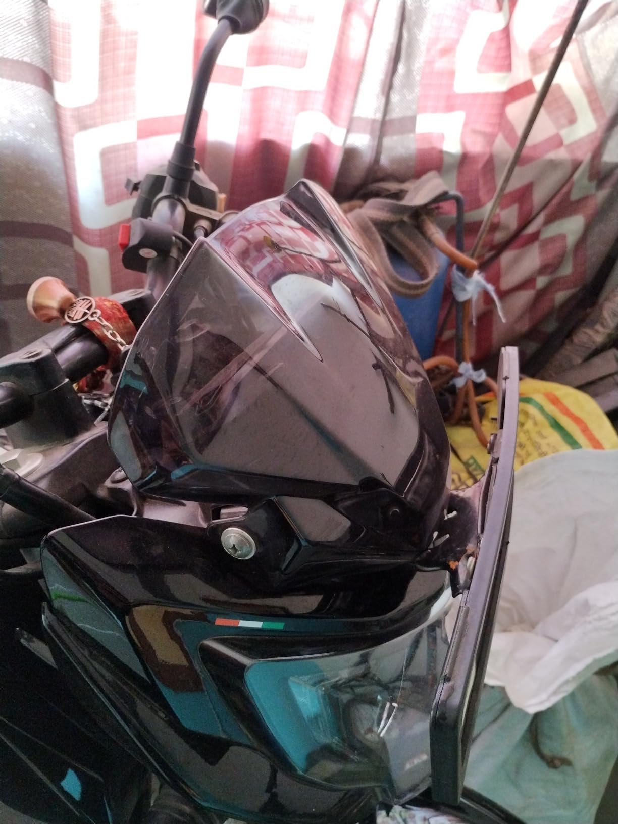 TVS Kit Visor Compatible for Apache 4V BS4 Black : Amazon.in: Car ...