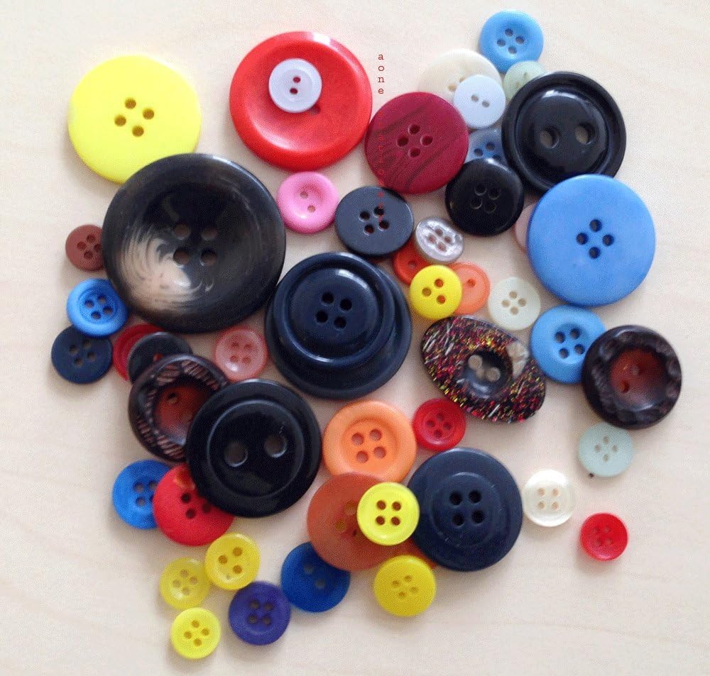 Amazon.com: Assorted Buttons various sizes and colours-500gms ...