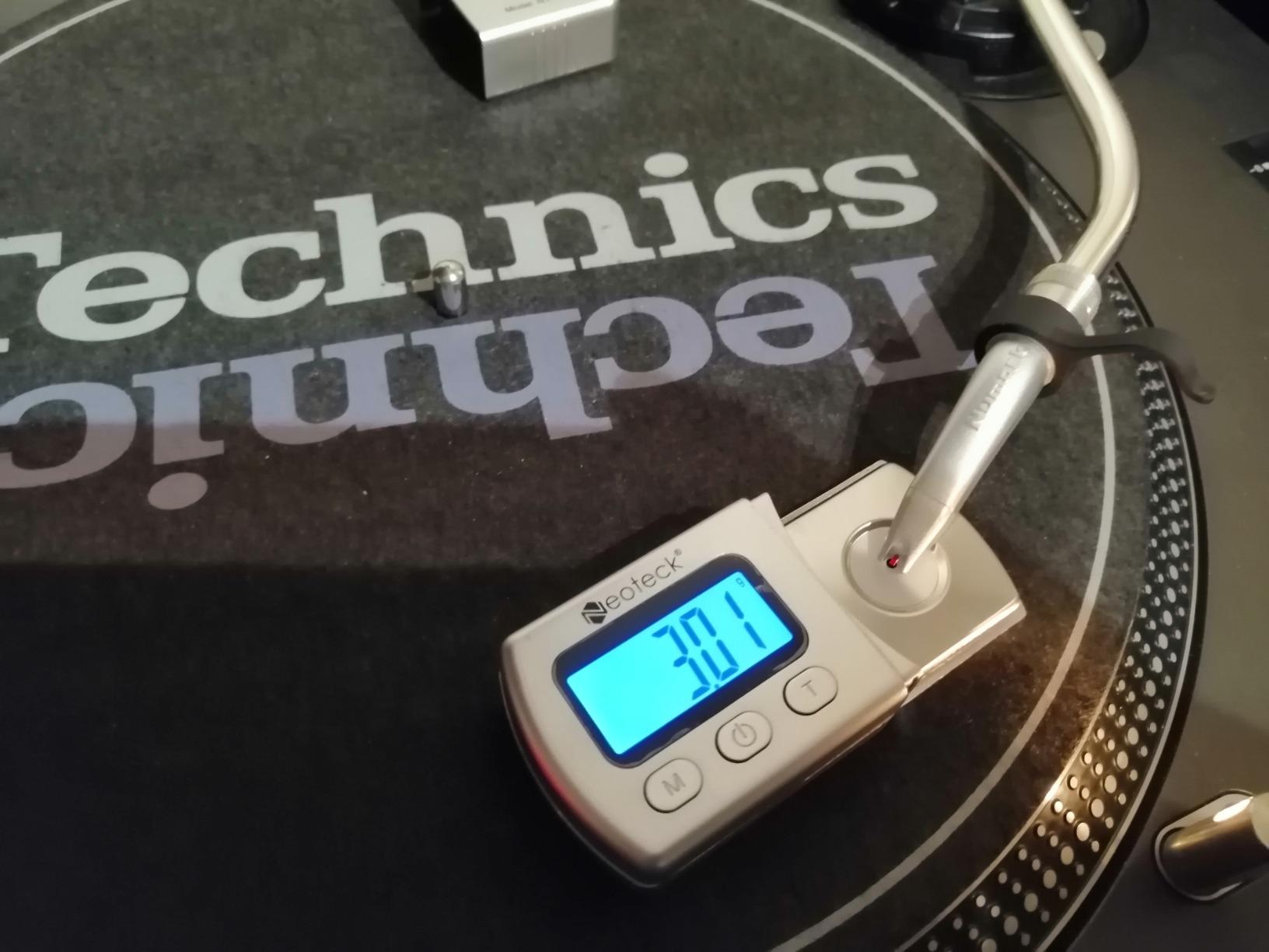 Numark CS-1 - Premium Ultra-Robust DJ Cartridge (Headshell & Stylus ...