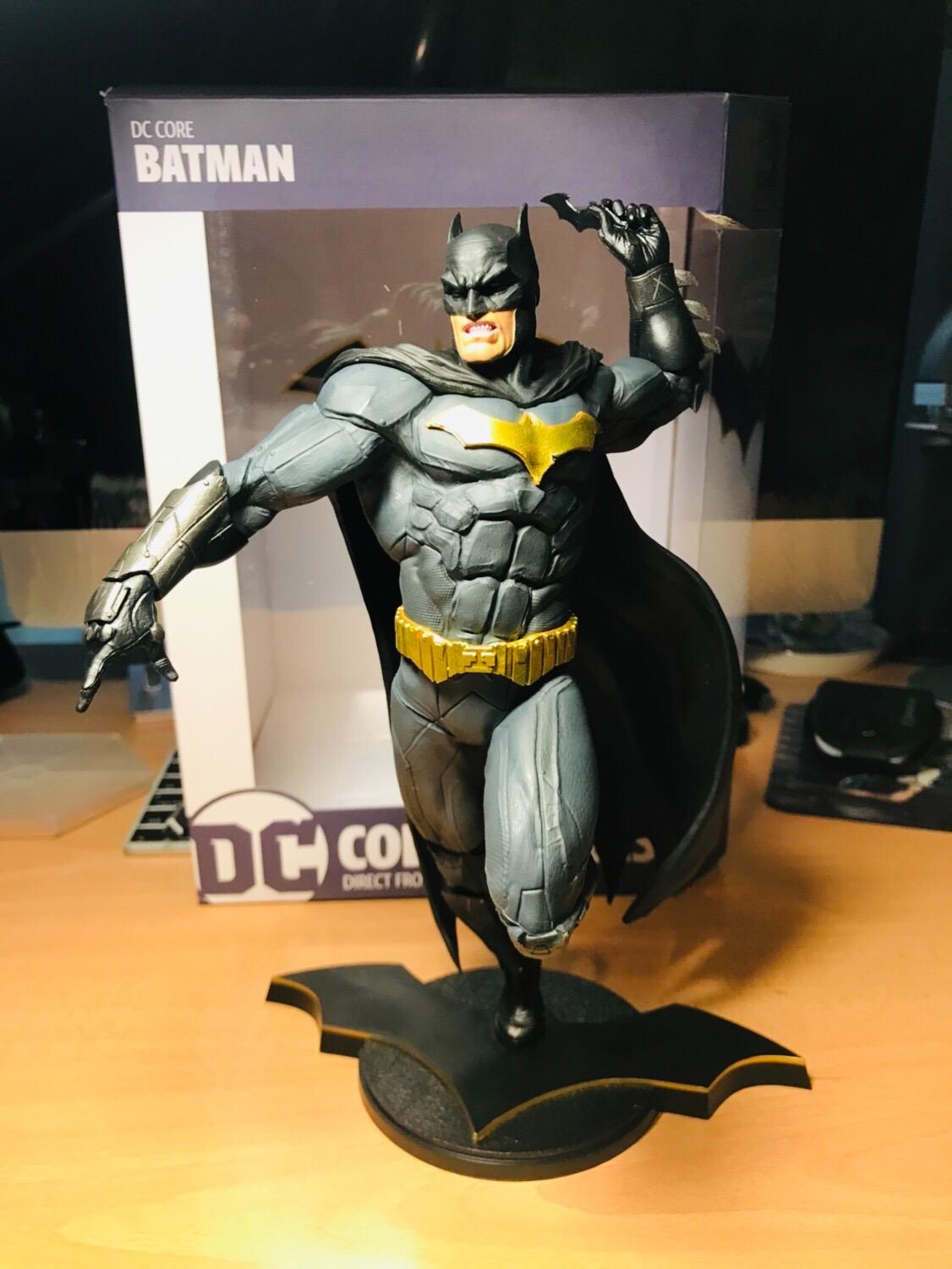 Amazon.com: DC Collectibles Amazon Exclusive DC Core: Batman PVC Statue ...