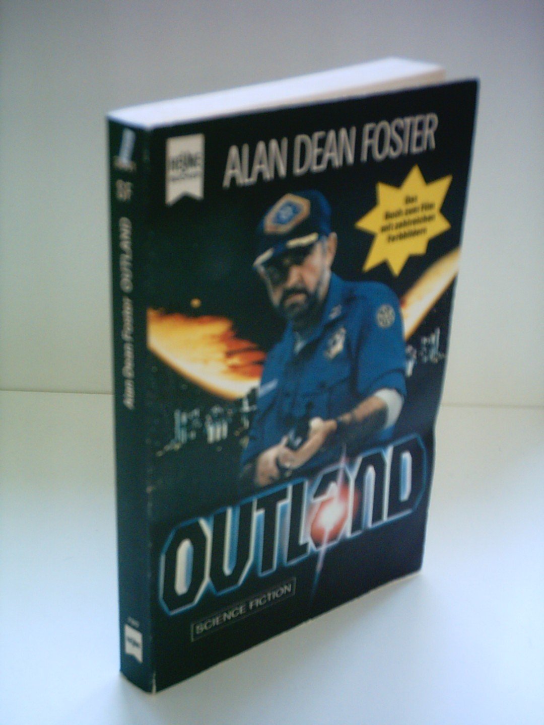 Outland: ALAN DEAN FOSTER: 9780722136379: Amazon.com: Books