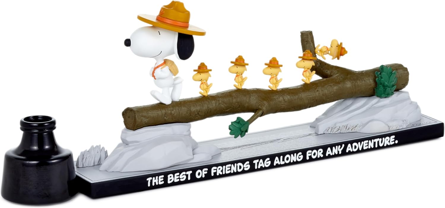Amazon.com: Hallmark The Peanuts Gallery Beagle Scouts Limited Edition ...