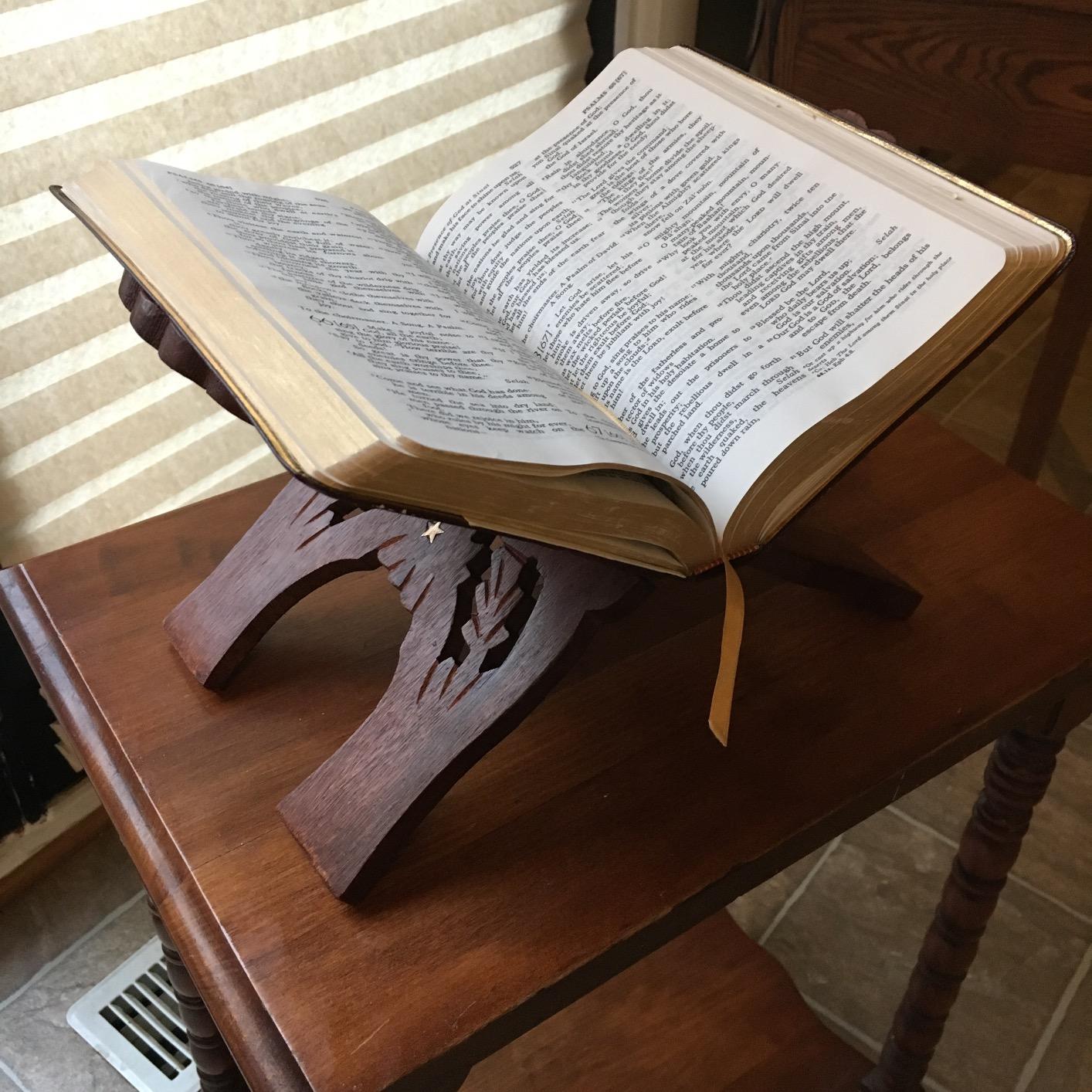 Amazon.com : Dios Wooden Book Reading Stand - Size 13 inch x 6.5 inch ...