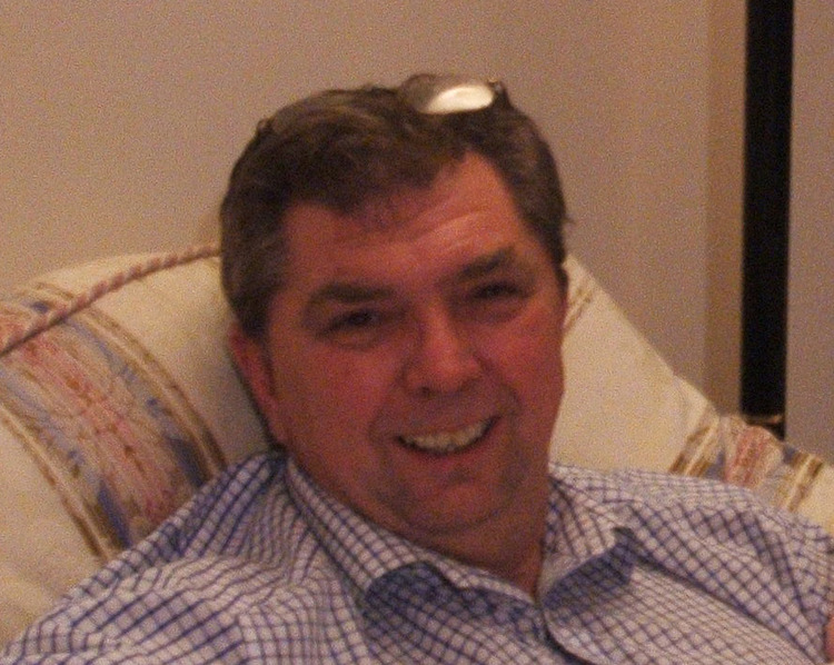 Amazon.co.uk: Robert Burslem: books, biography, latest update